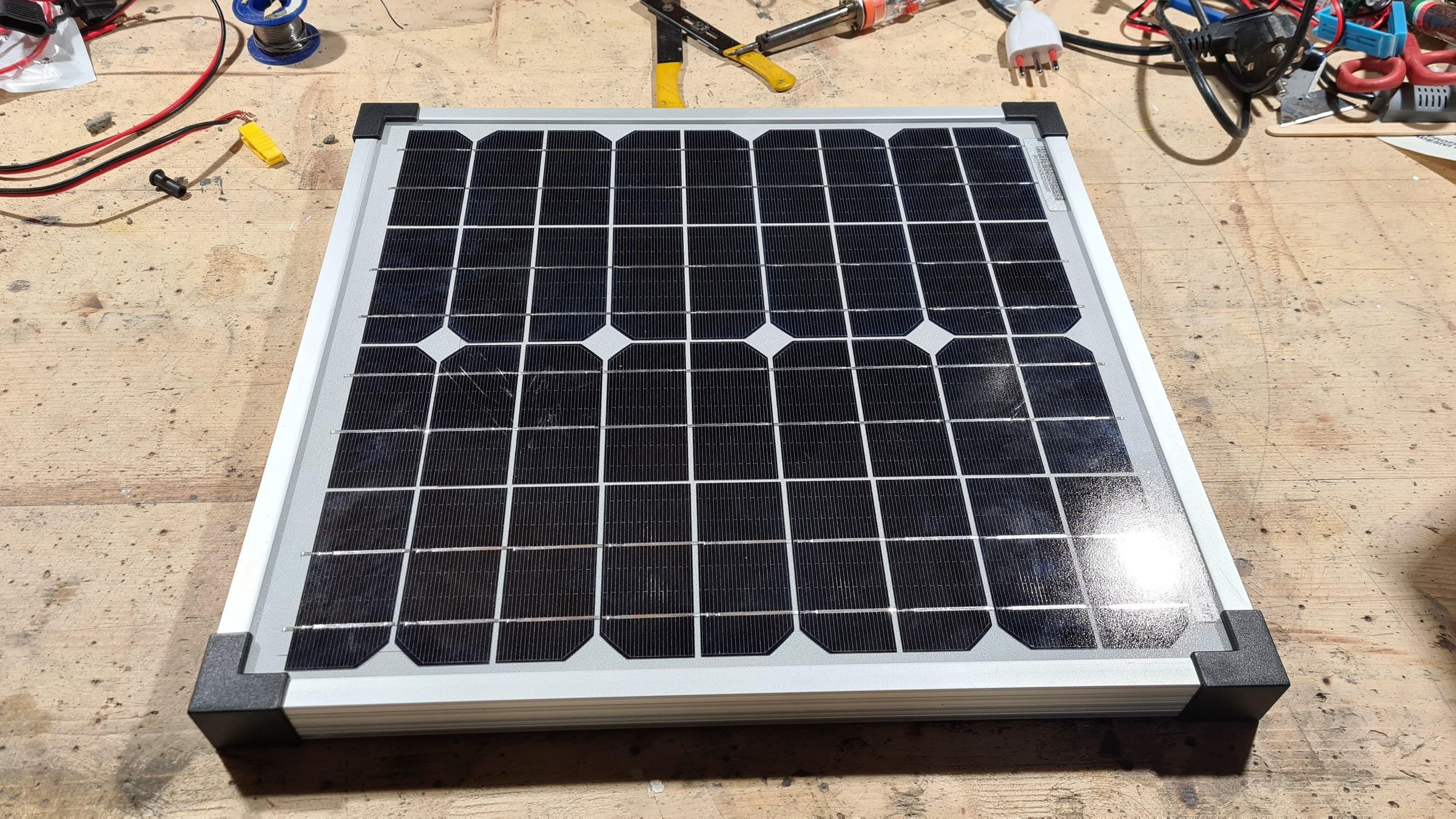 Solar Powered Humidity Extractor : 7 Steps (with Pictures) - Instructables