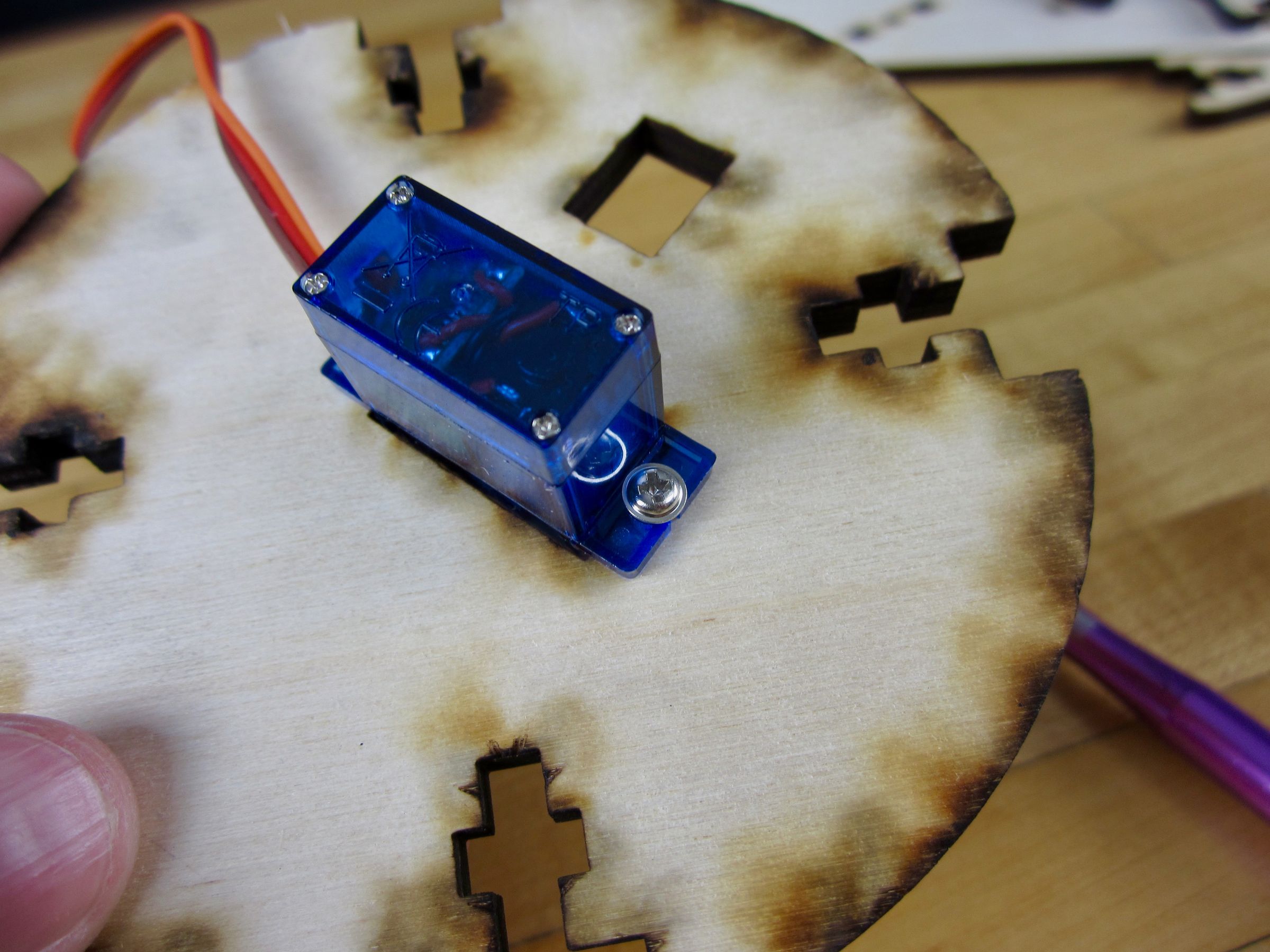 Dual Axis Tracker V2.0 : 15 Steps (with Pictures) - Instructables