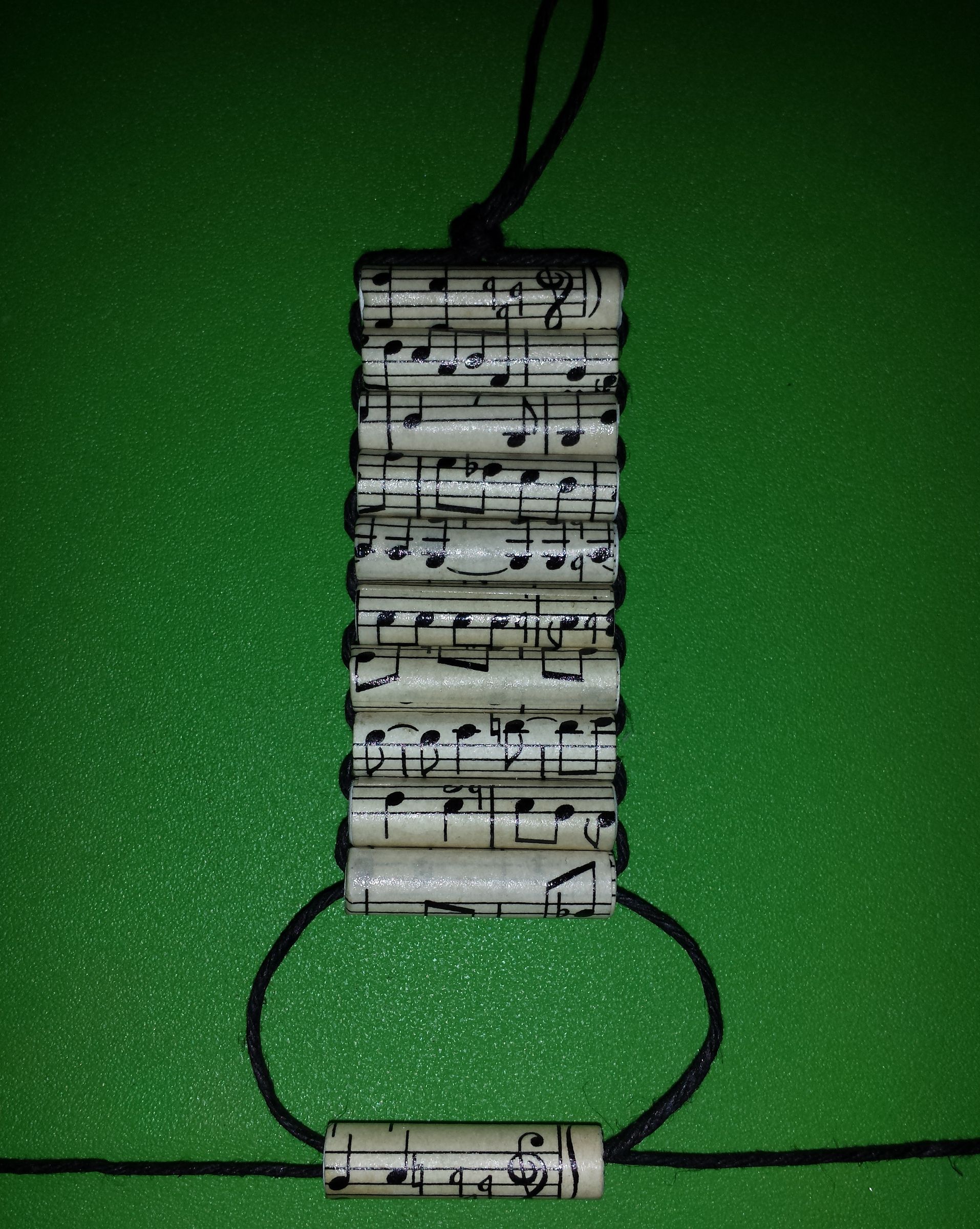 Vintage Sheet Music Paper Bead Bracelet : 7 Steps (with Pictures ...