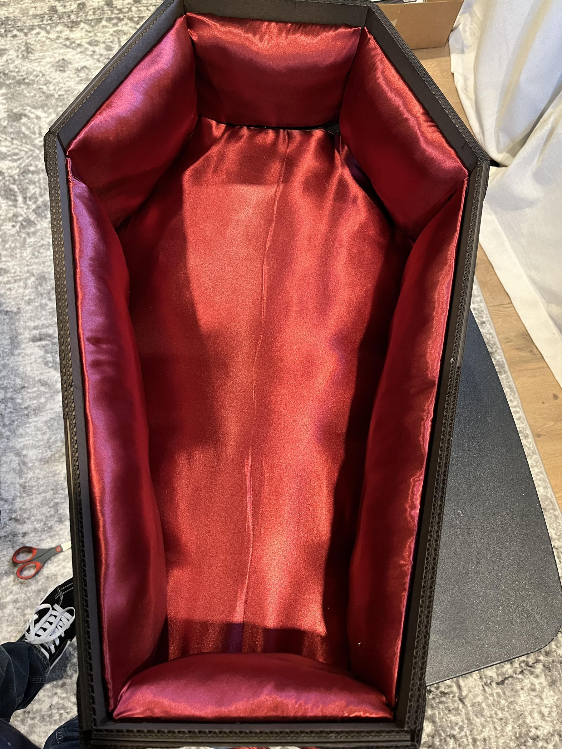 Dracula's Coffin From Cardboard : 5 Steps (with Pictures) - Instructables