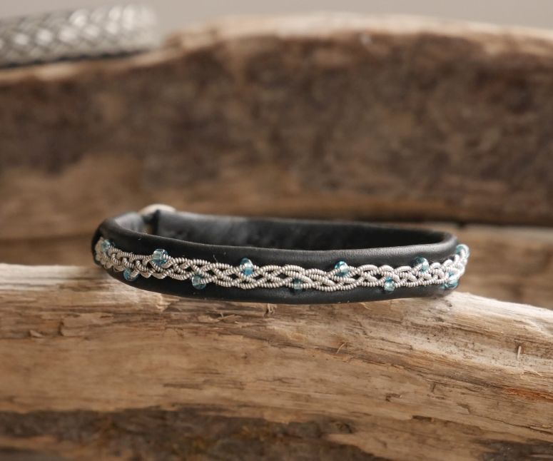 Elegant Tin Wired Sami Bracelet : 9 Steps (with Pictures) - Instructables