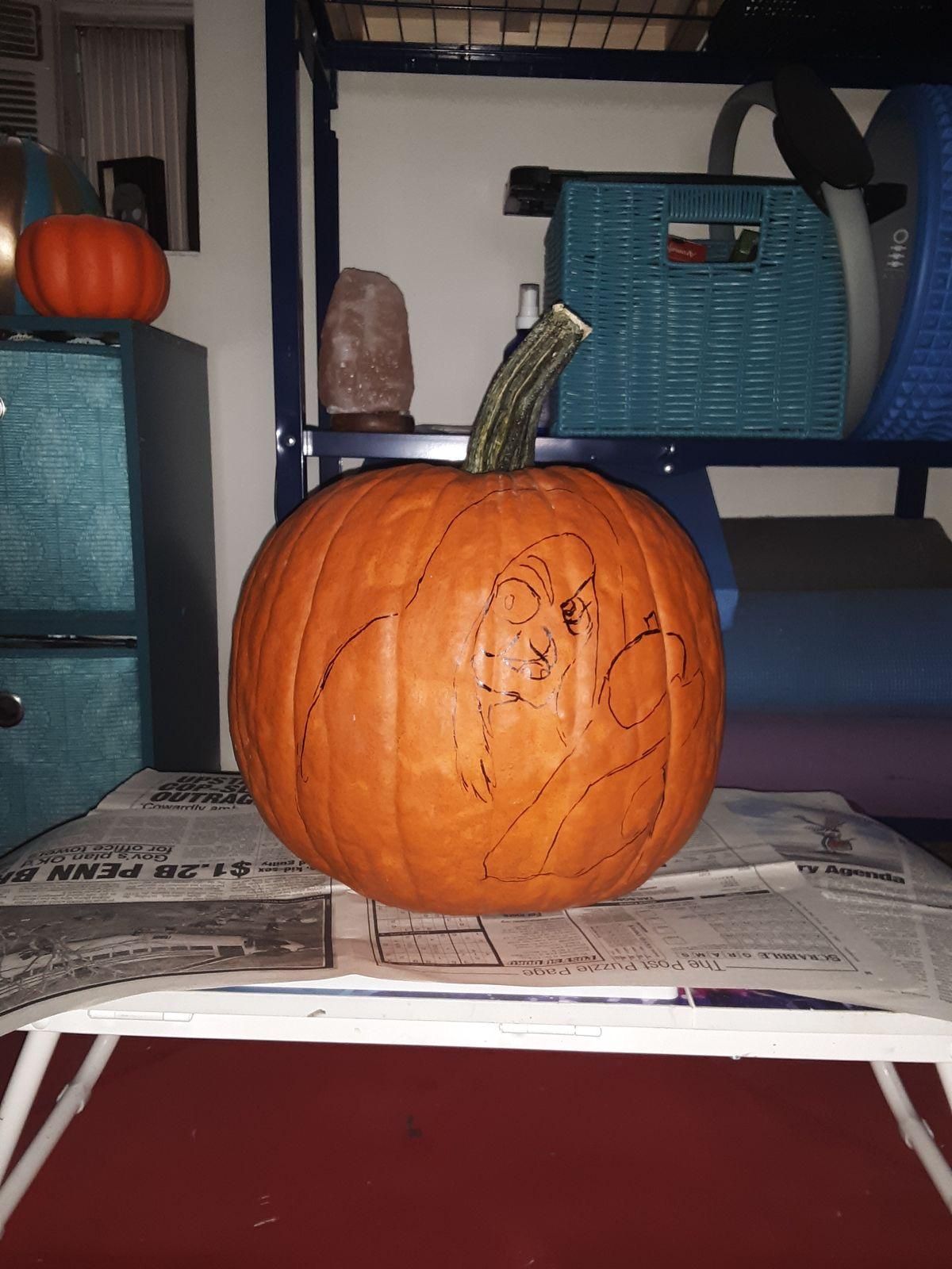 Pumpkin Painting Using the Projector Method : 5 Steps - Instructables