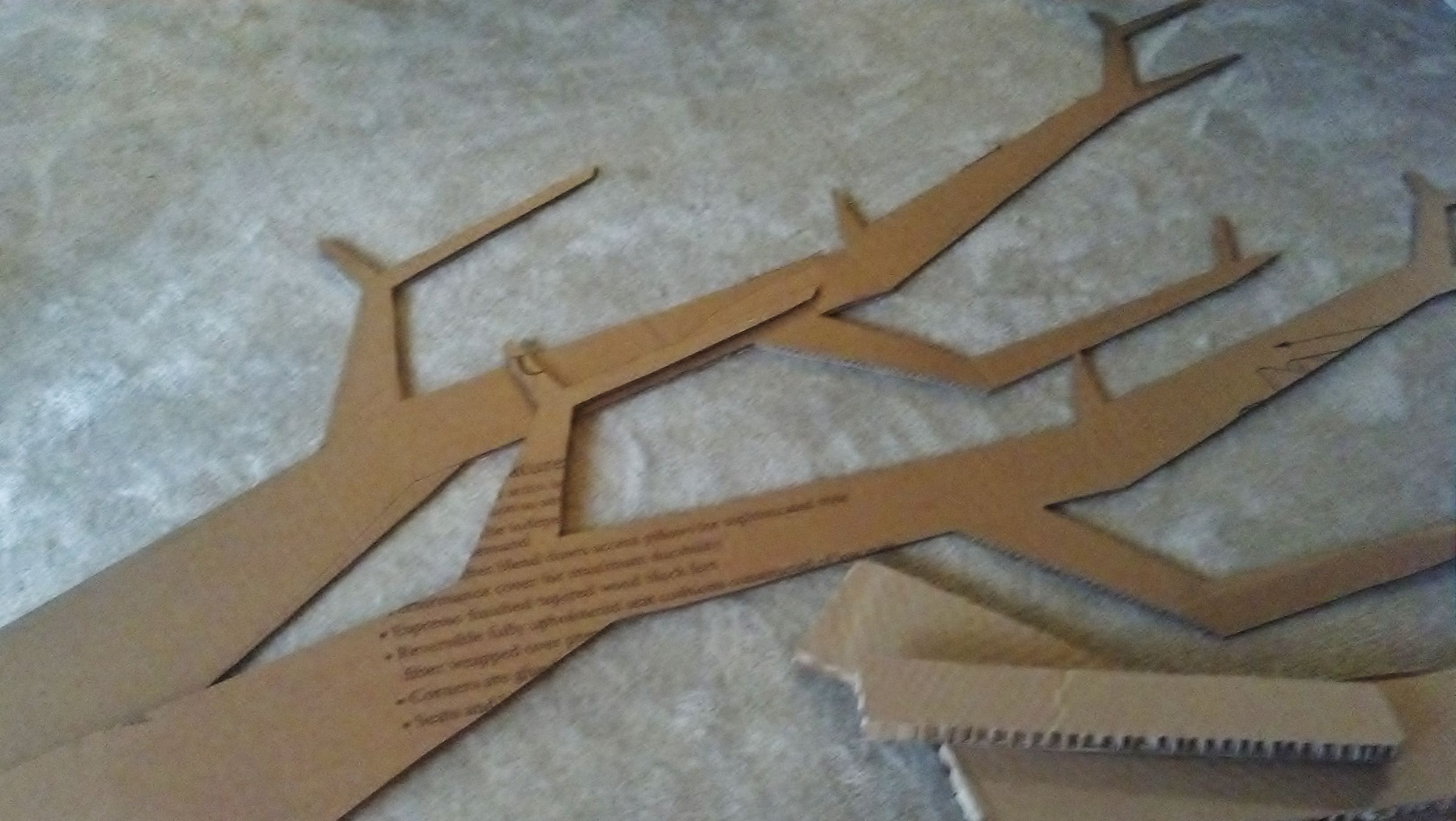 Tree Branch Bookshelf : 4 Steps (with Pictures) - Instructables