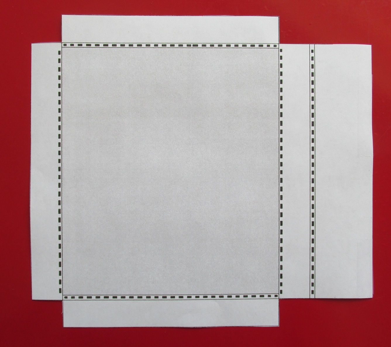 A Compact Disc (CD) Mailer Box : 9 Steps (with Pictures) - Instructables