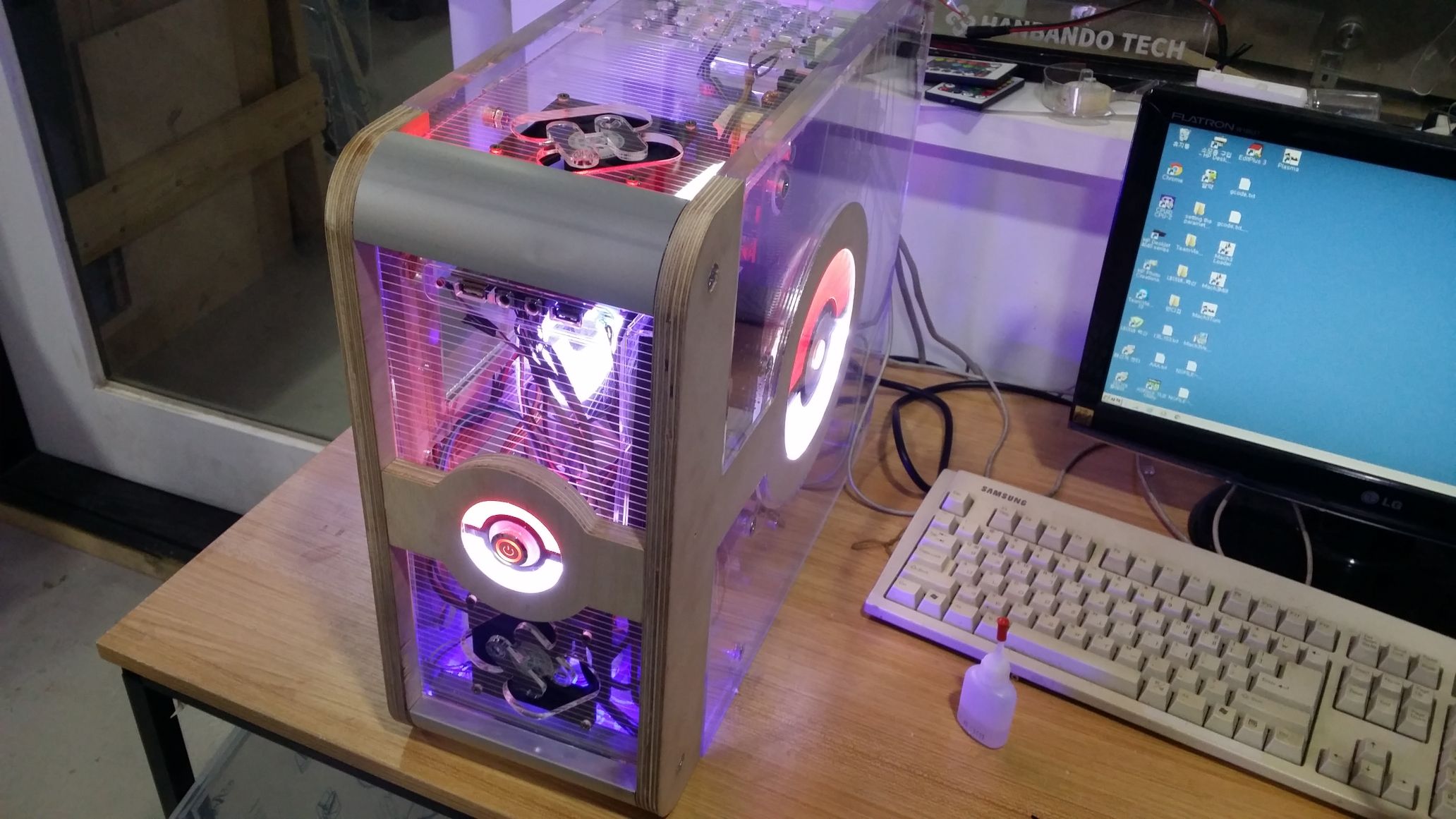 Pokémon PC Case / 포켓몬 피씨 케이스 : 5 Steps - Instructables