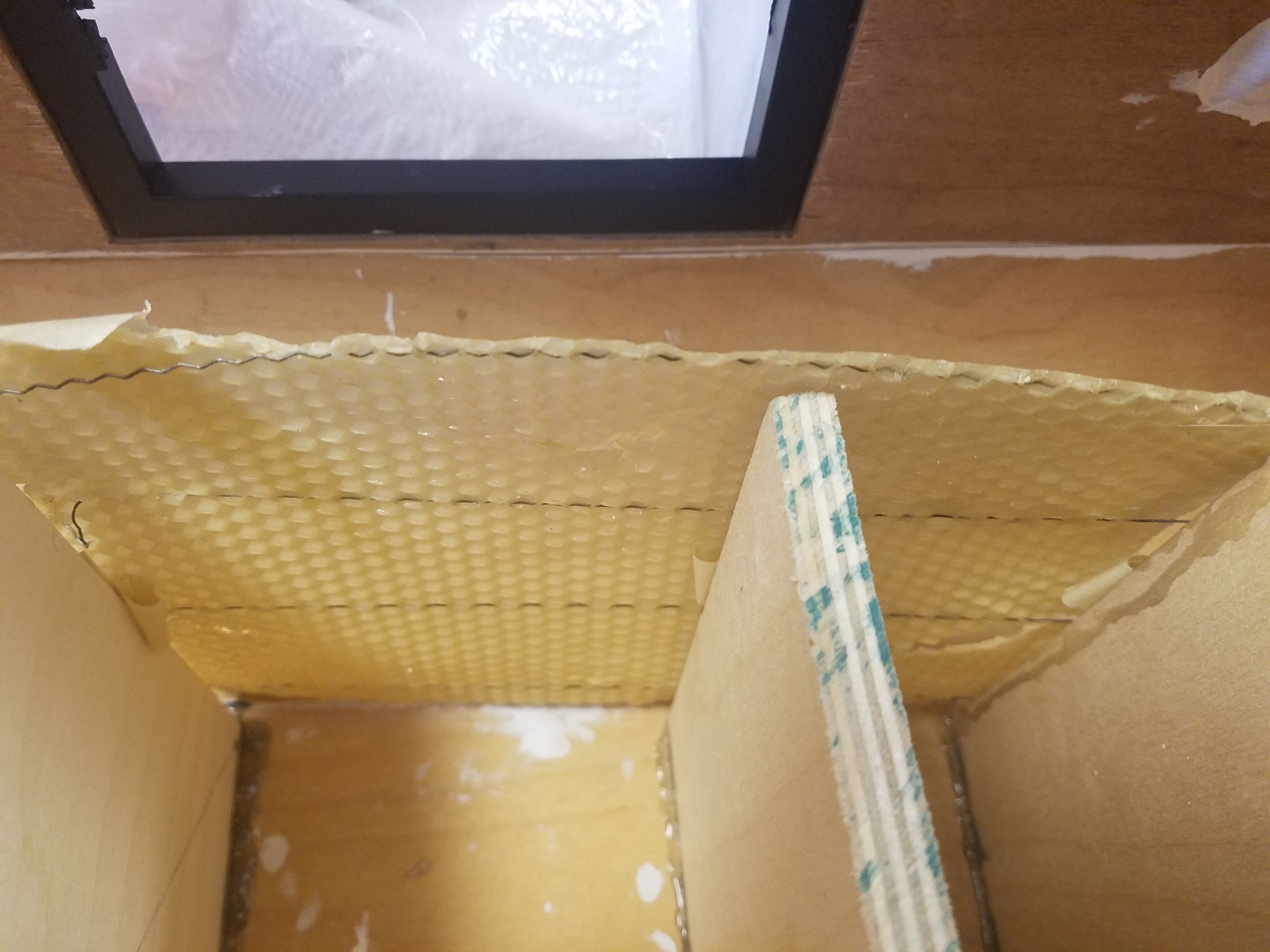 How to Build a Honey Bee Box : 10 Steps (with Pictures) - Instructables