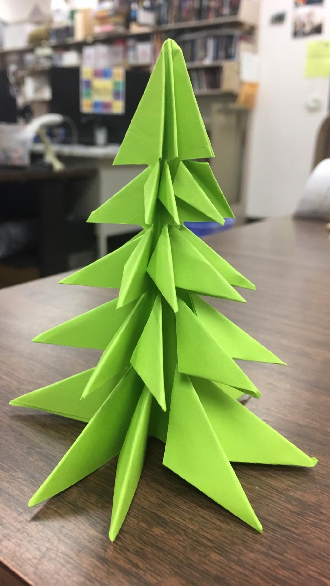 Kirigami Christmas Tree in Green : 15 Steps (with Pictures) - Instructables
