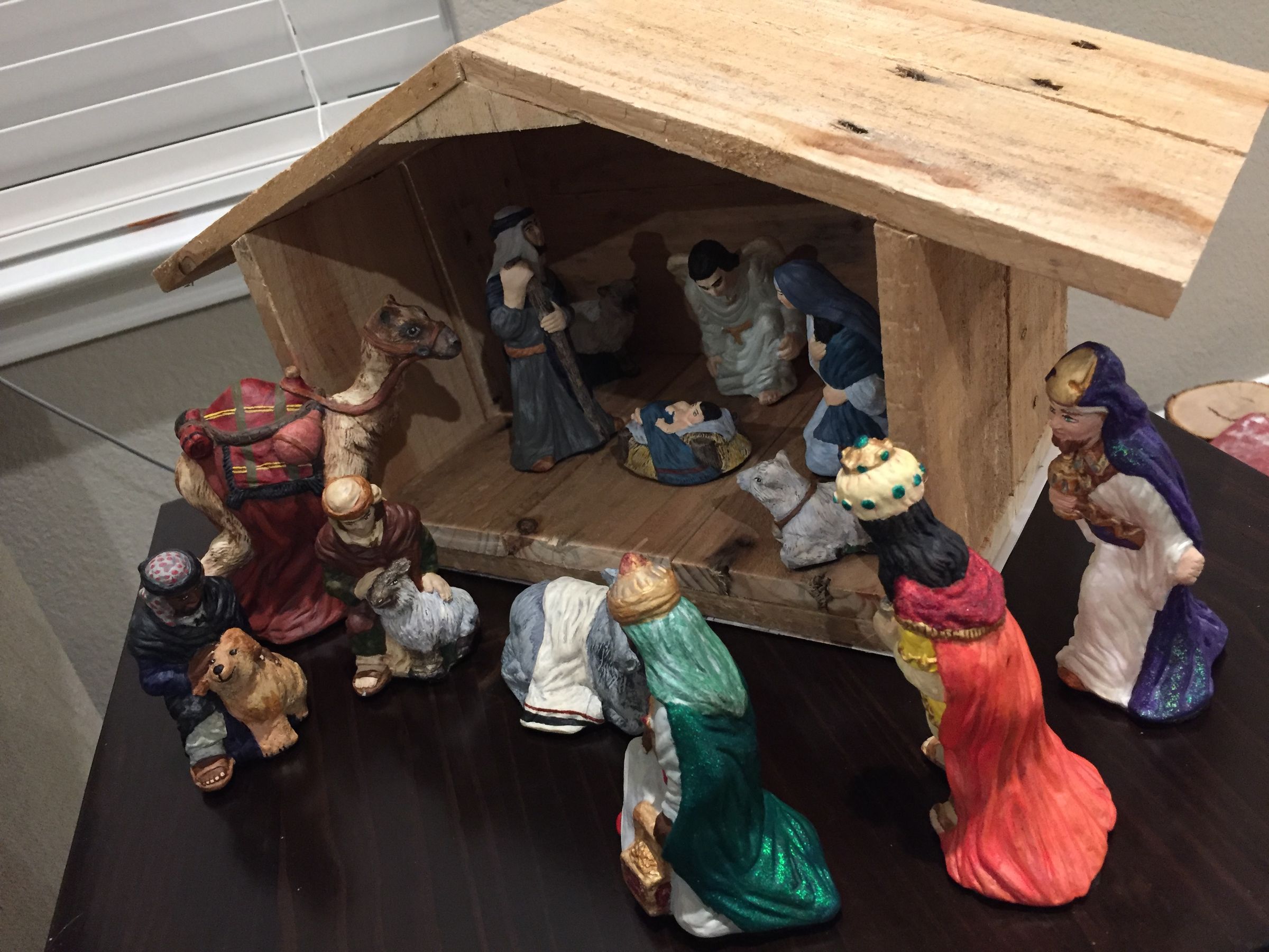 Pallet Nativity Stable : 8 Steps (with Pictures) - Instructables