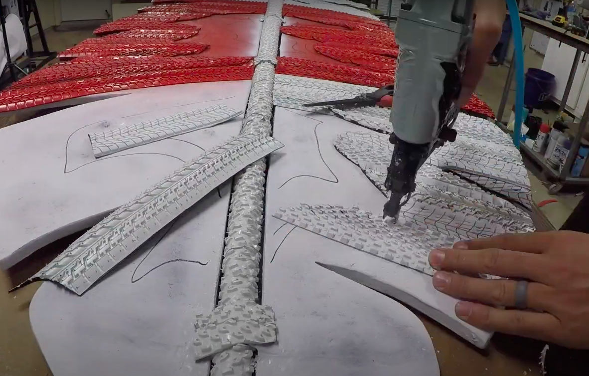 Giant Feathers Made With Recycled Tires : 6 Steps (with Pictures ...