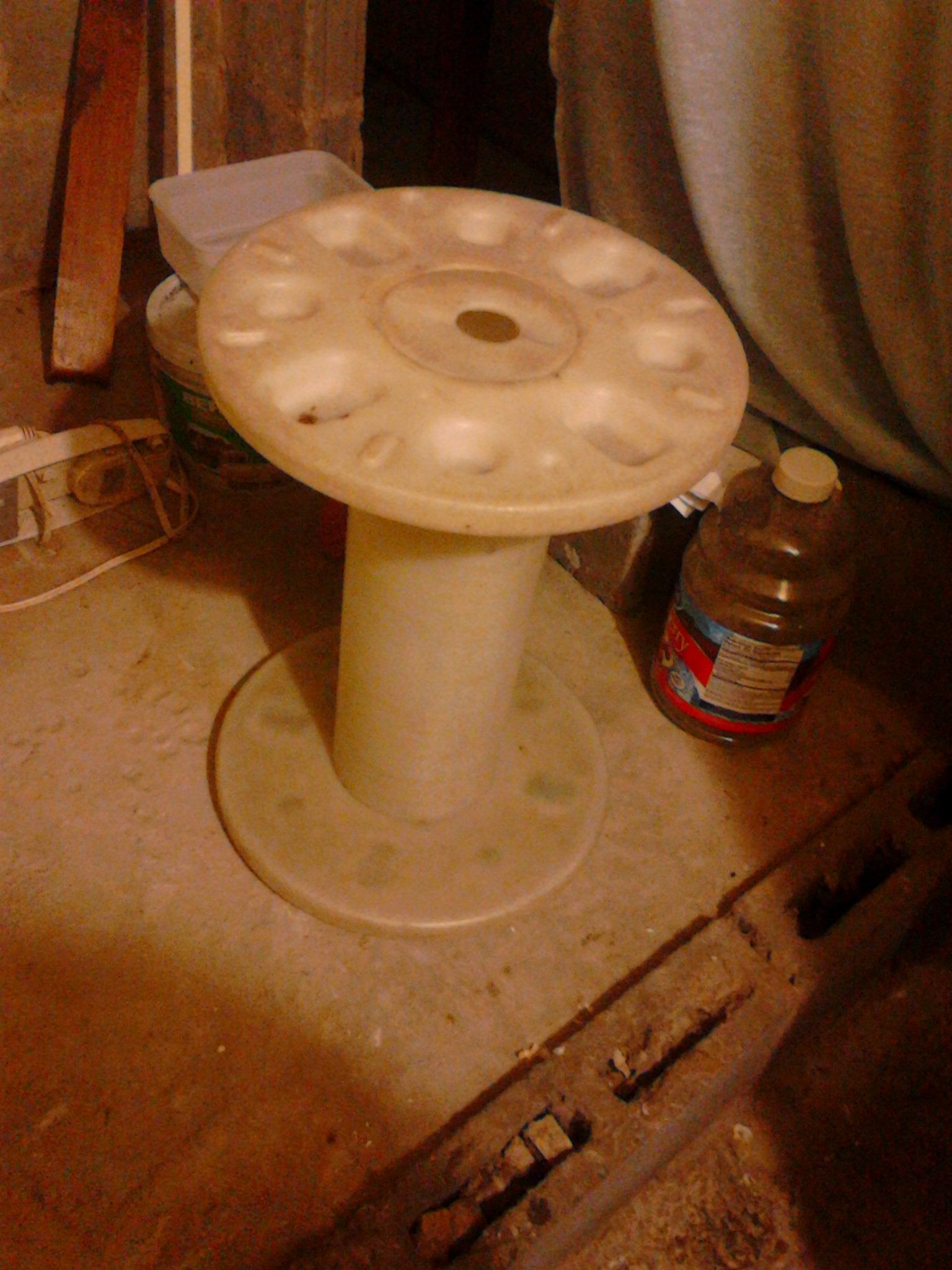Easy No Sew Diy Round Stool Made From Plastic Spool Thingy : 3 Steps (with Pictures) - Instructables