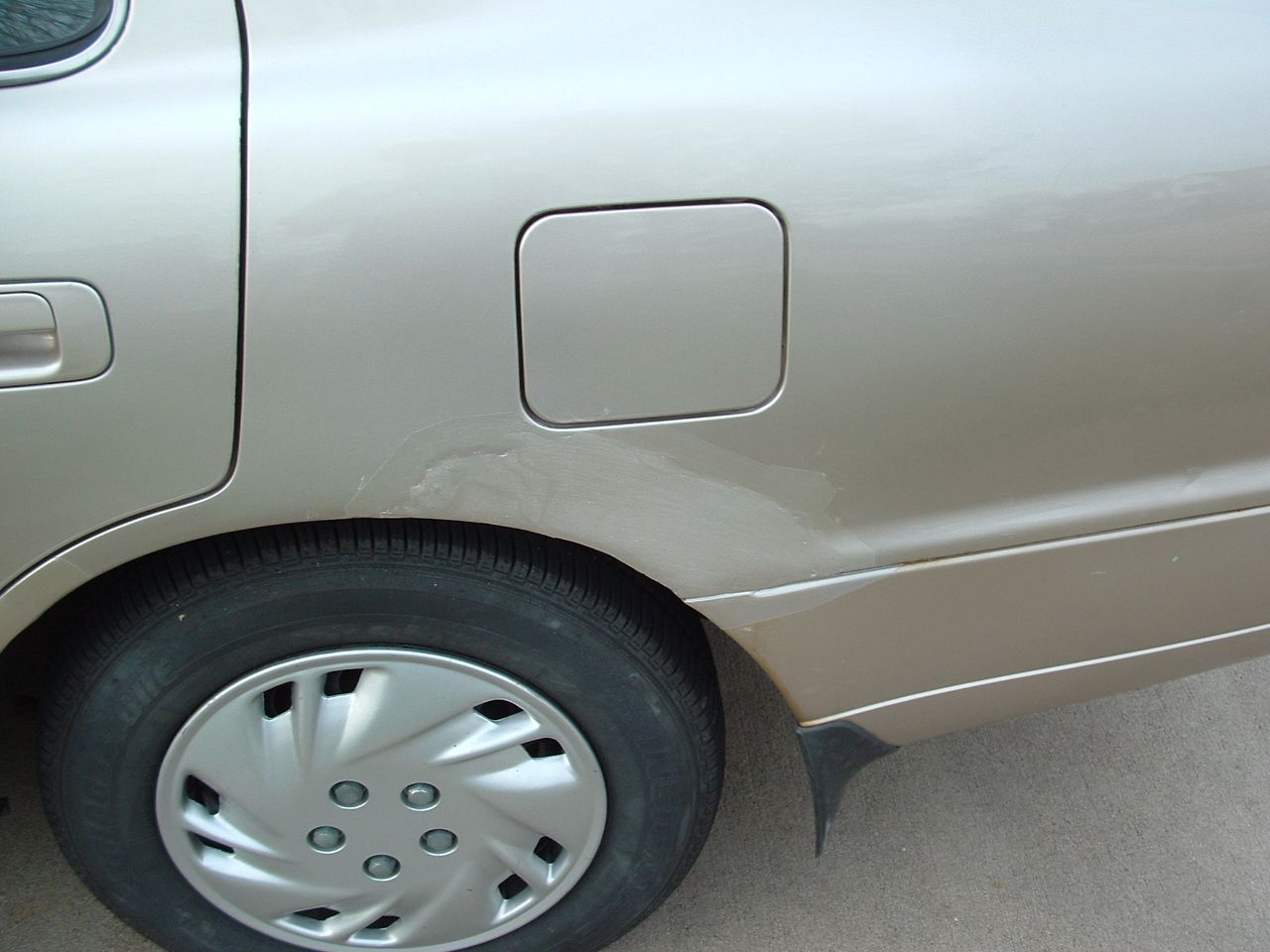 How to Fix Rust Around Your Wheel Wells : 8 Steps (with Pictures ...