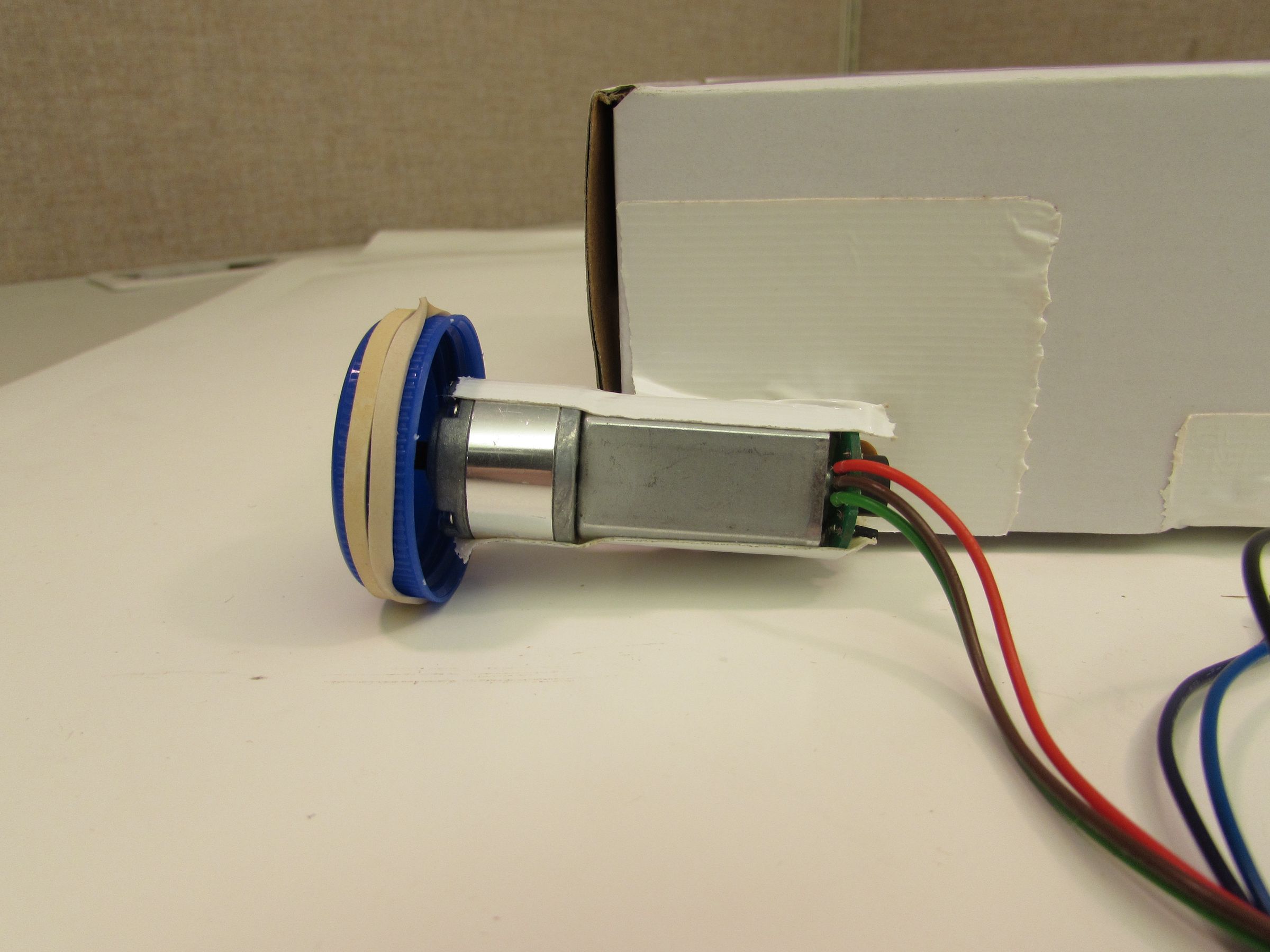 Cardboard Chassis for Cheap Robots 1: Boxbot : 10 Steps (with Pictures ...