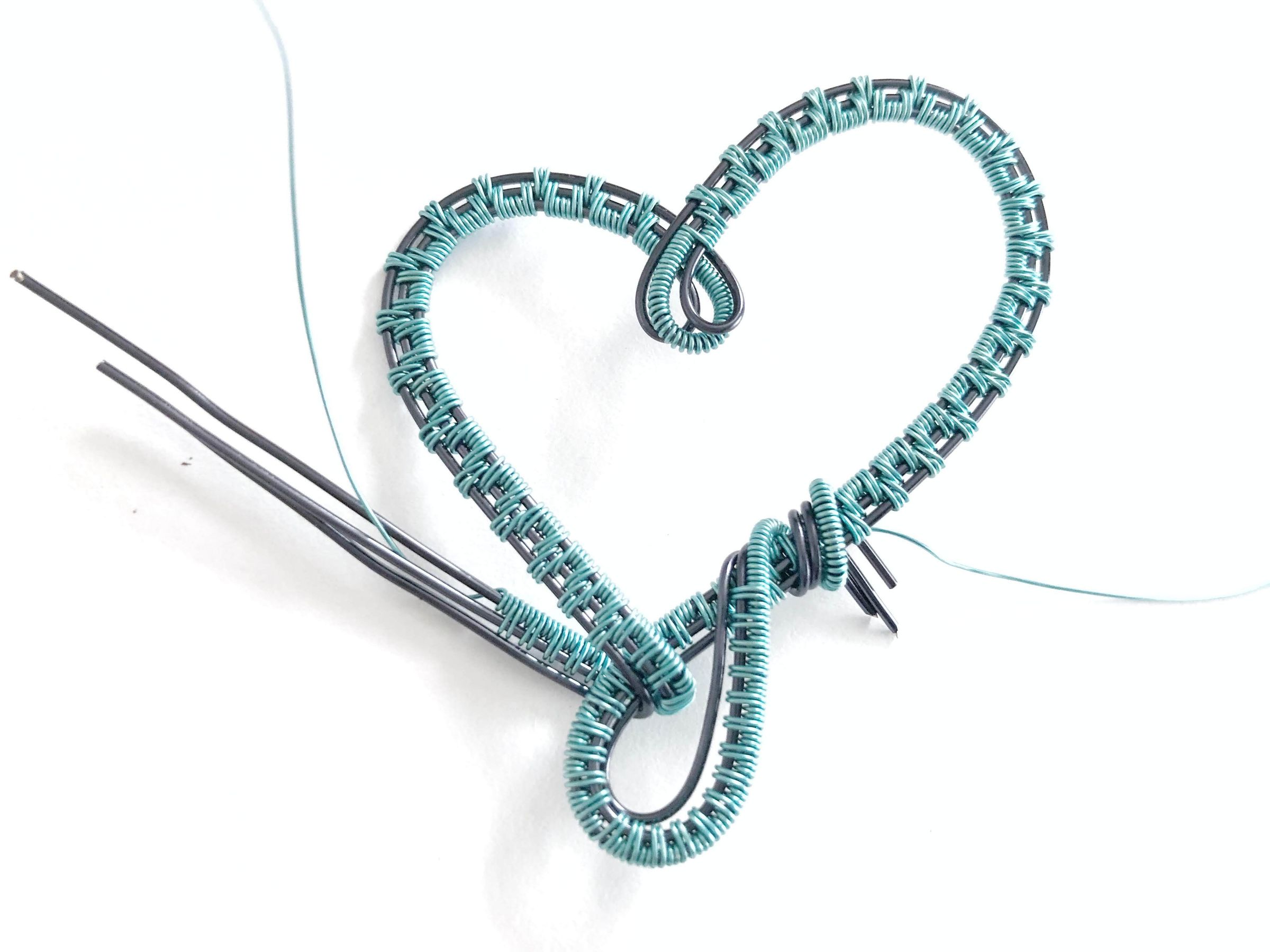 Woven Wire Hearts : 17 Steps (with Pictures) - Instructables