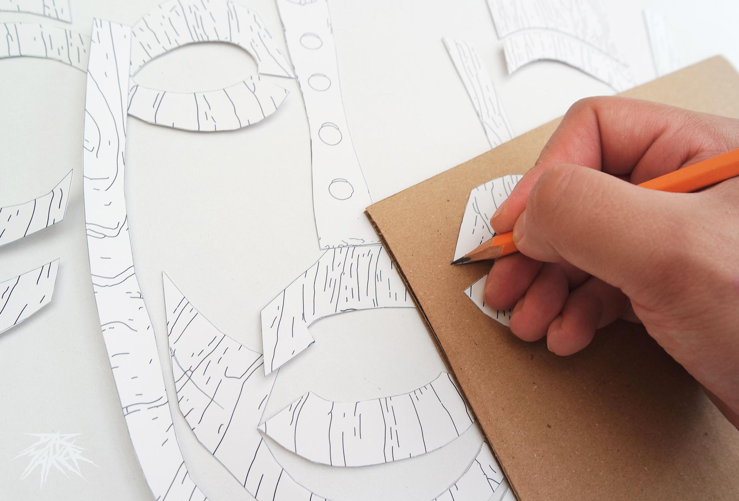 Sawdust Loki's Mask. : 12 Steps (with Pictures) - Instructables