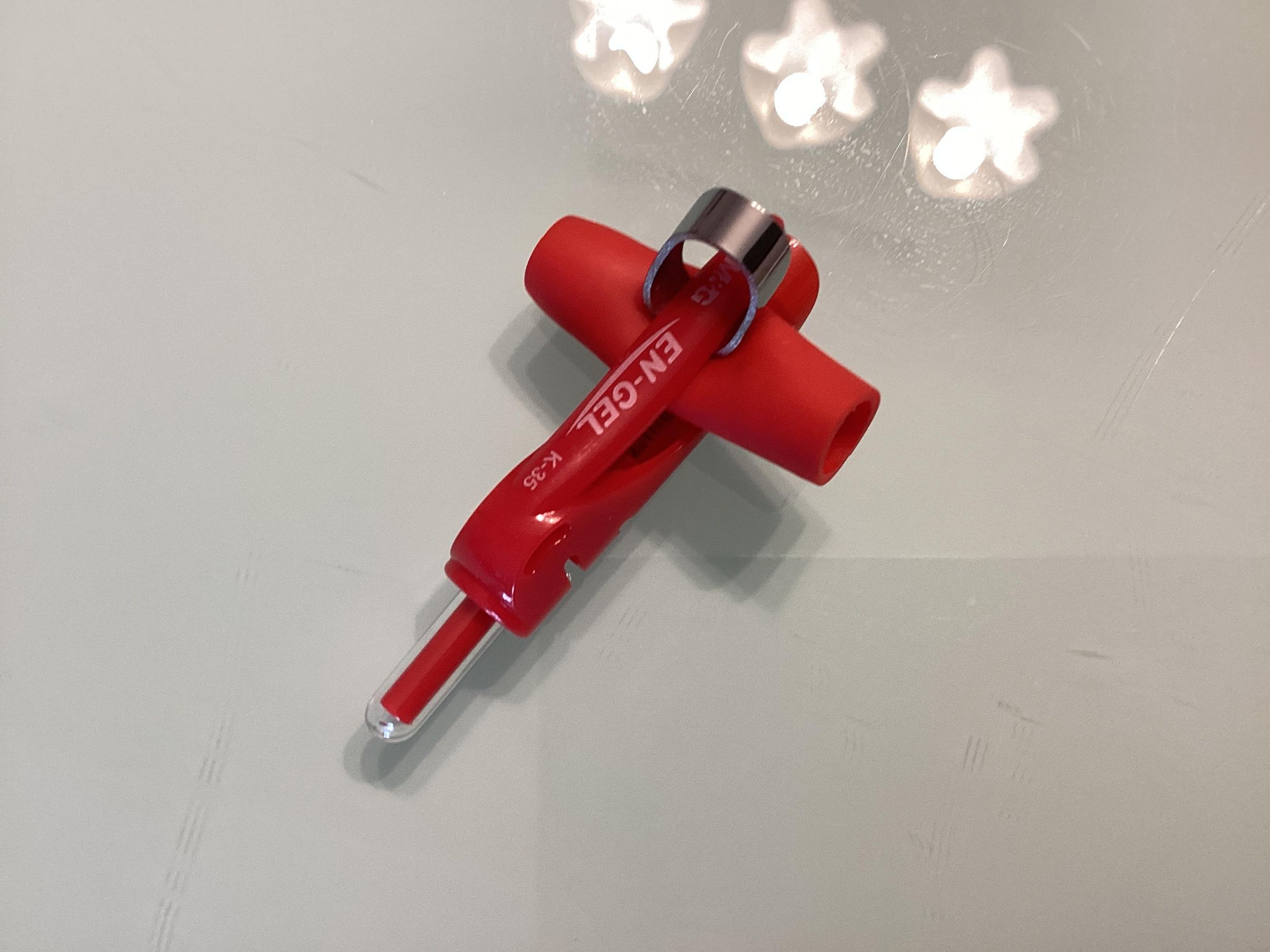 Super Easy Pen Gun : 4 Steps - Instructables