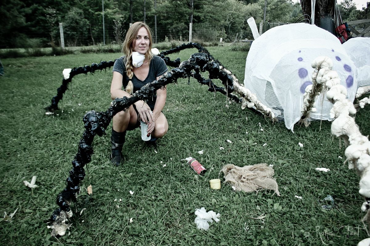 The Build of a Giant Spider : 7 Steps (with Pictures) - Instructables