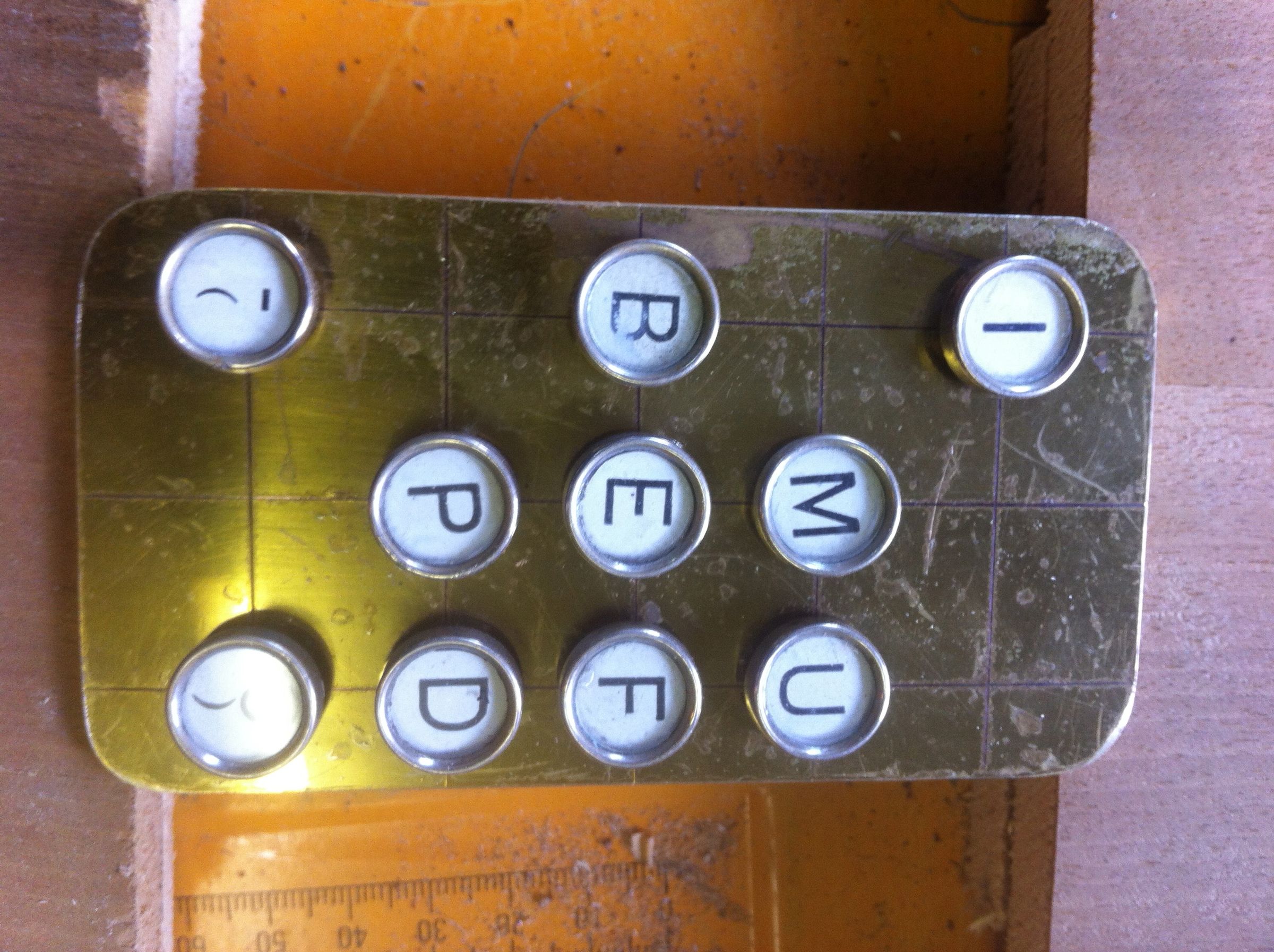 Steampunk Retro Remote Control (aka 'The Brick') : 10 Steps (with ...