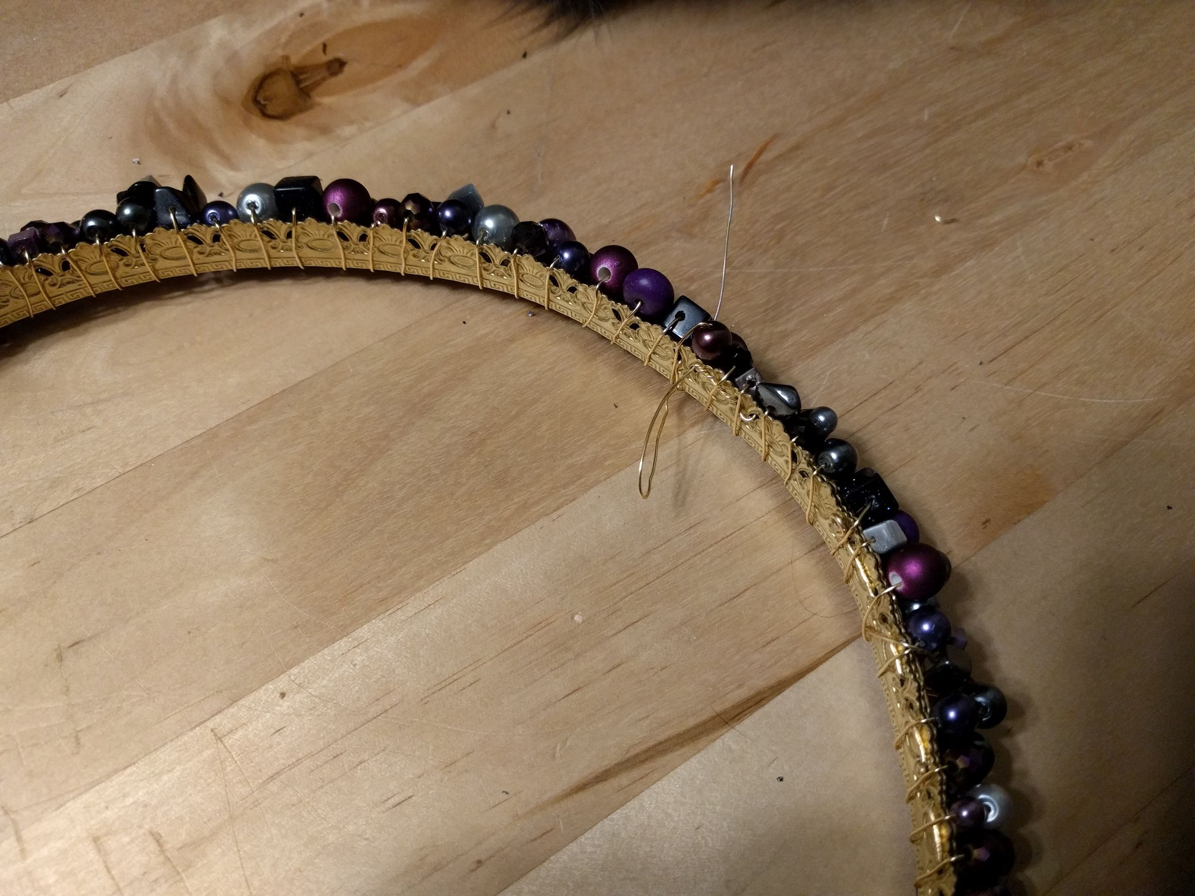 Beaded Crown for a Prince(ss) : 4 Steps (with Pictures) - Instructables