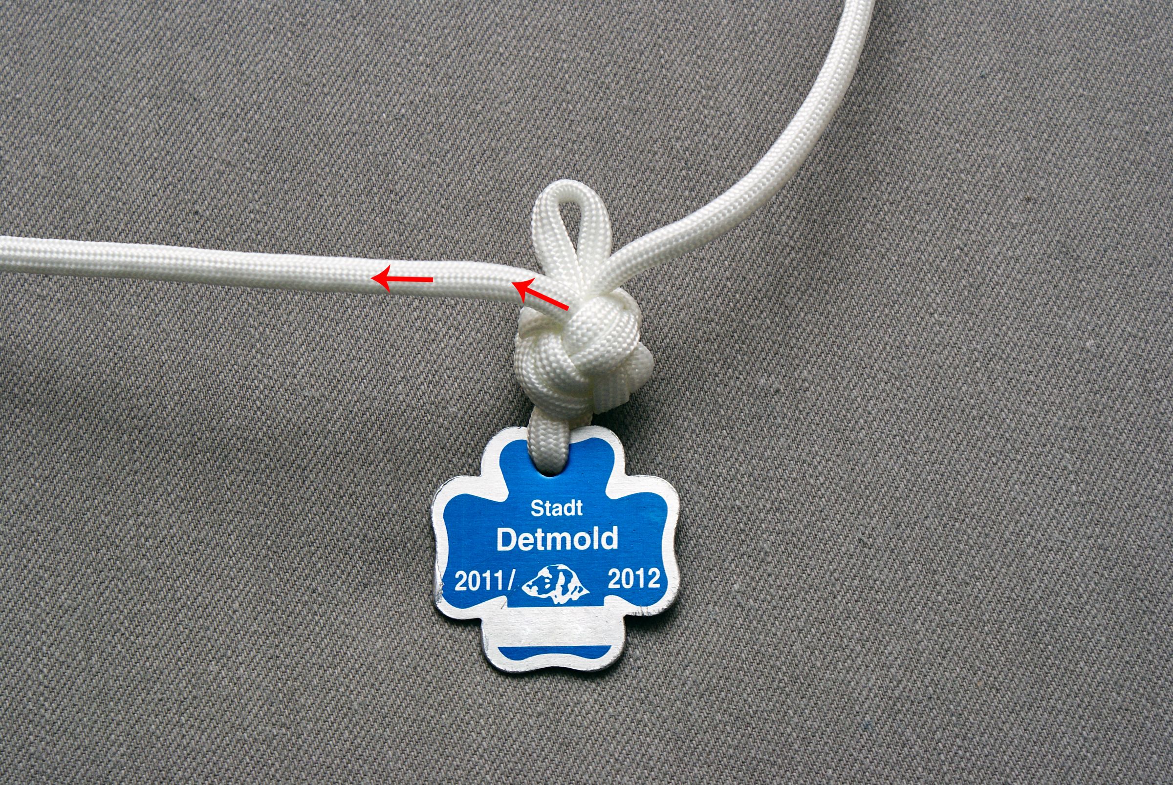 Paracord Dog Tag Holder : 7 Steps (with Pictures) - Instructables