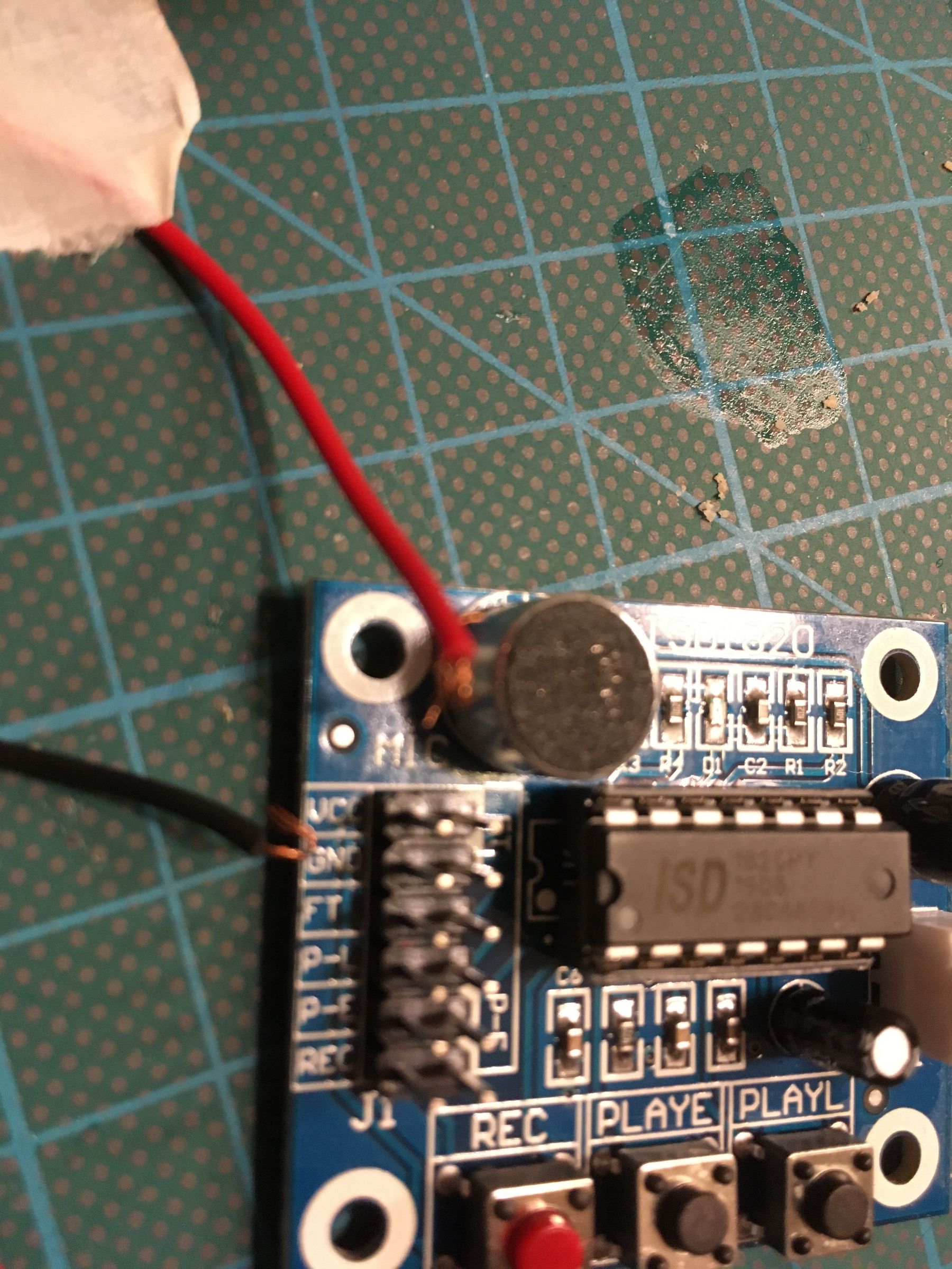 HOW TO USE ISD1820 VOICE RECORDER AND PLAYER : 6 Steps - Instructables