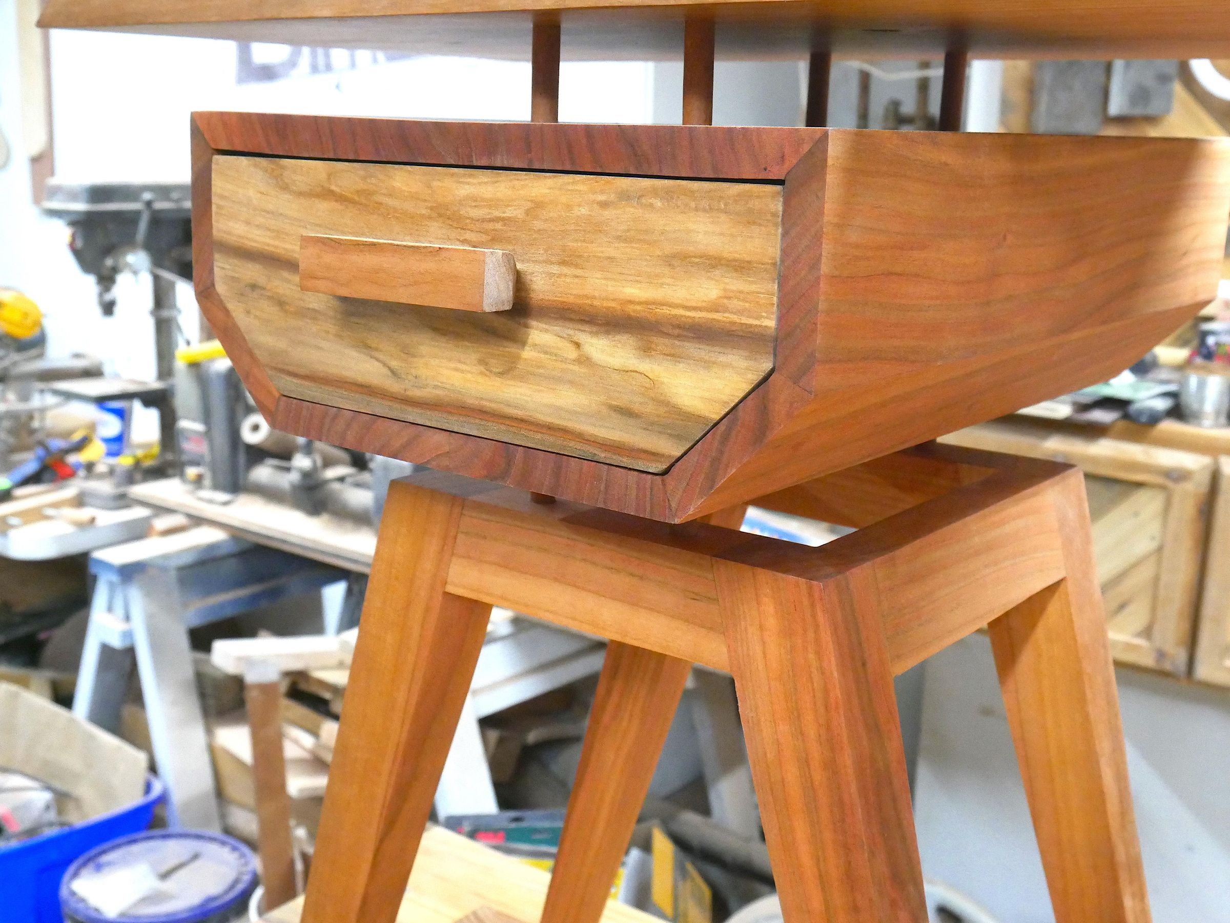 DIY End Table : 10 Steps (with Pictures) - Instructables