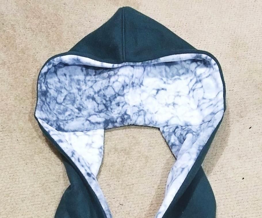 Fleece Hooded Scarf : 9 Steps (with Pictures) - Instructables