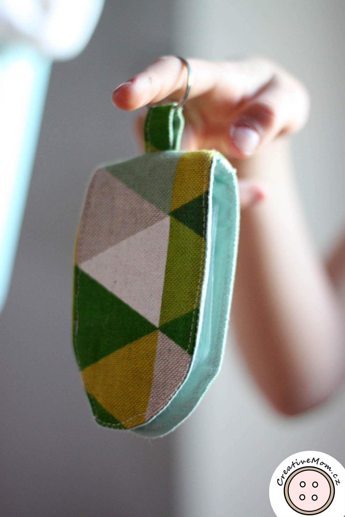 Keychain Photo Album : 6 Steps (with Pictures) - Instructables