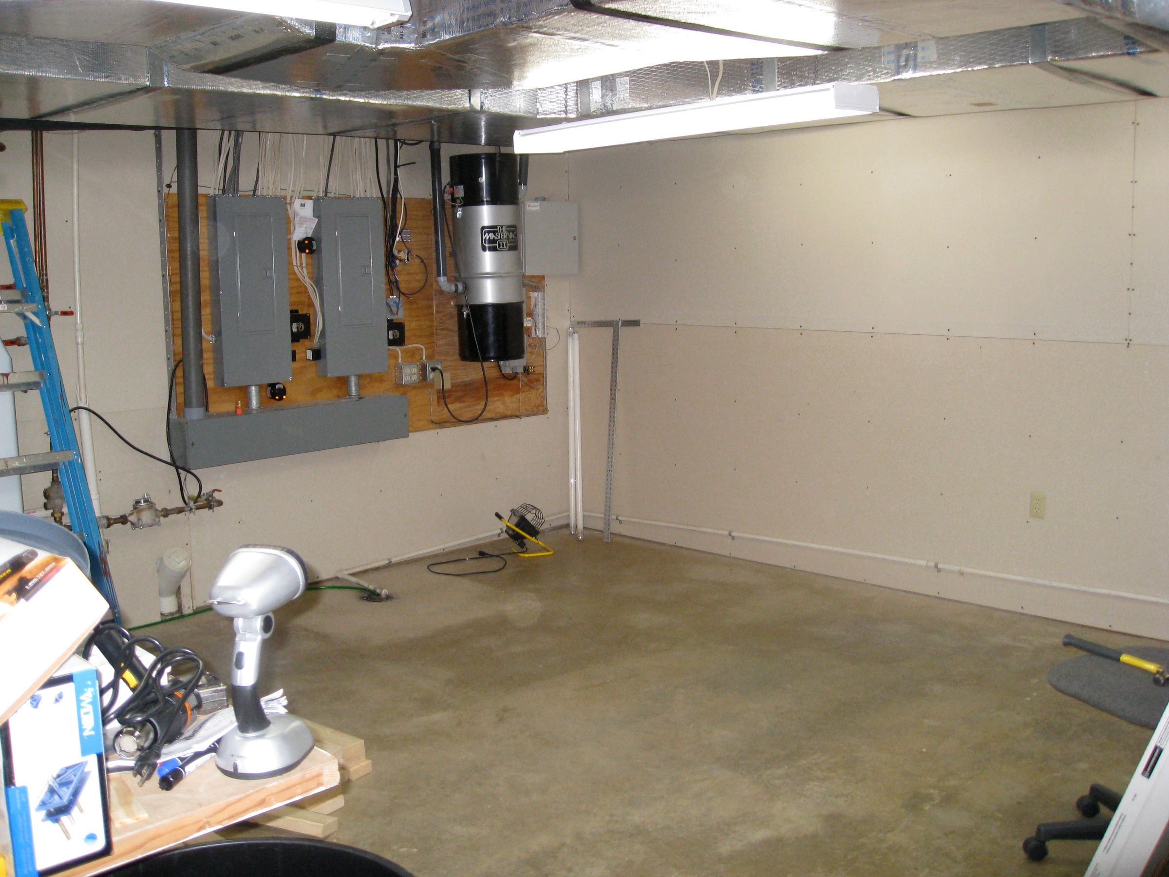 Building a Workshop From Scratch : 39 Steps (with Pictures) - Instructables