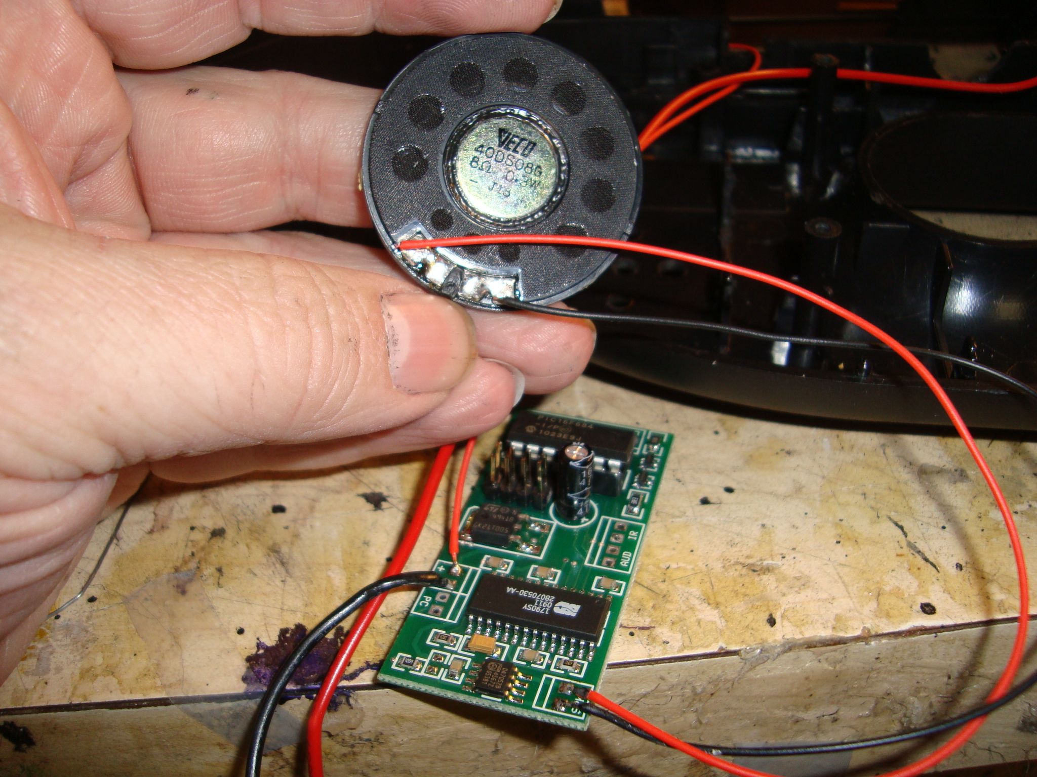 Conversion of Cheap Airsoft P90 to Miles Laser Tag. : 20 Steps (with ...