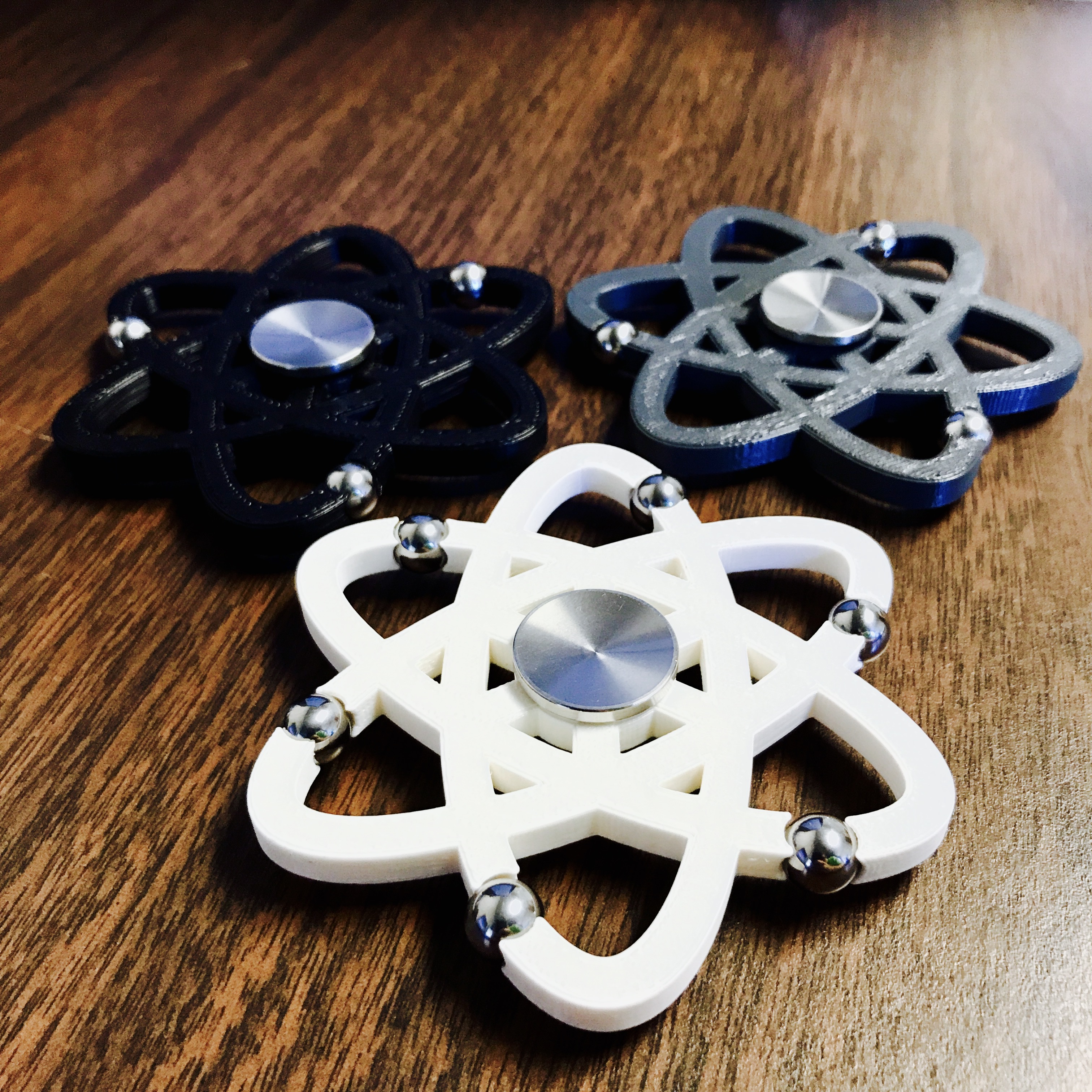 Atom Fidget Spinner W/ "Electrons" : 4 Steps (with Pictures ...