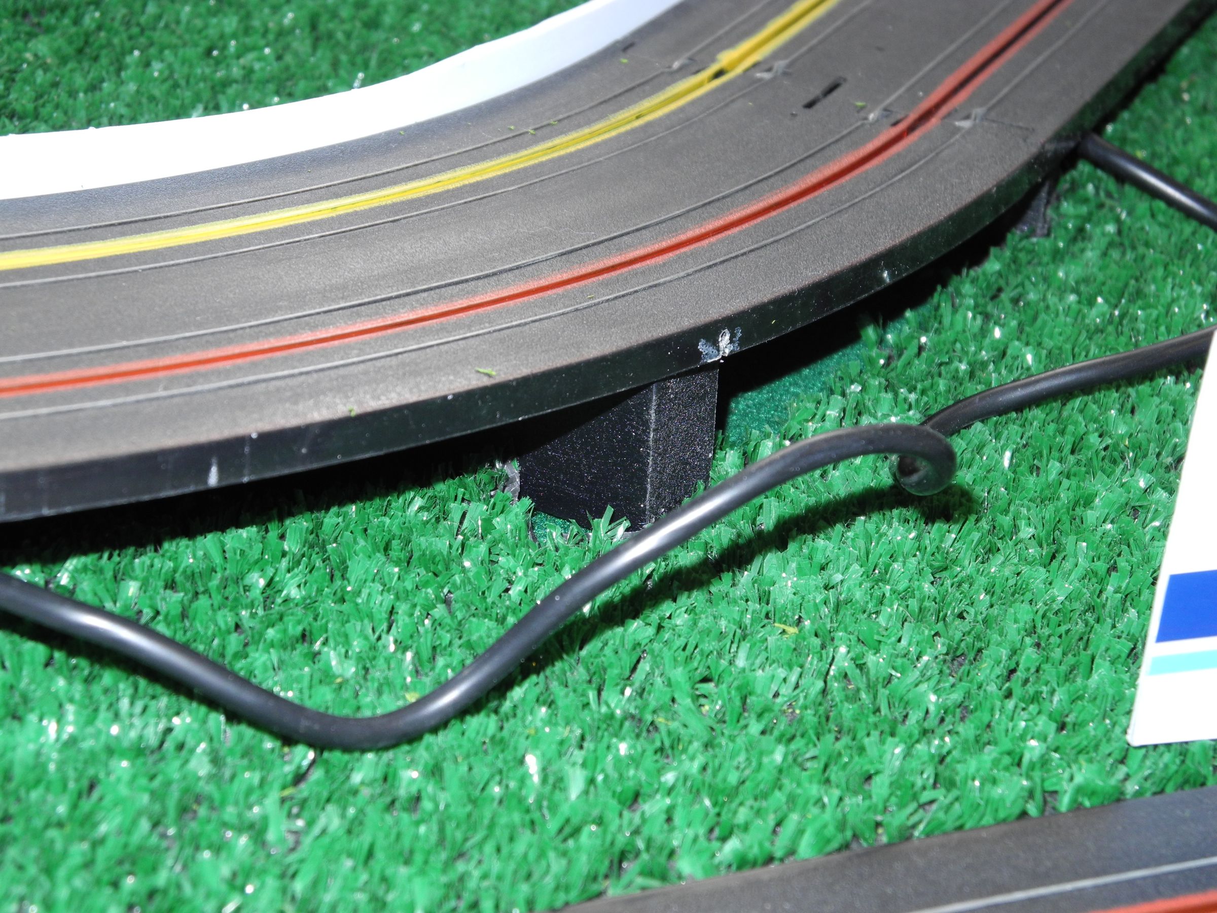 Taking Your HO Scale Slot Car Track to the Next Level Cheaply : 11 ...