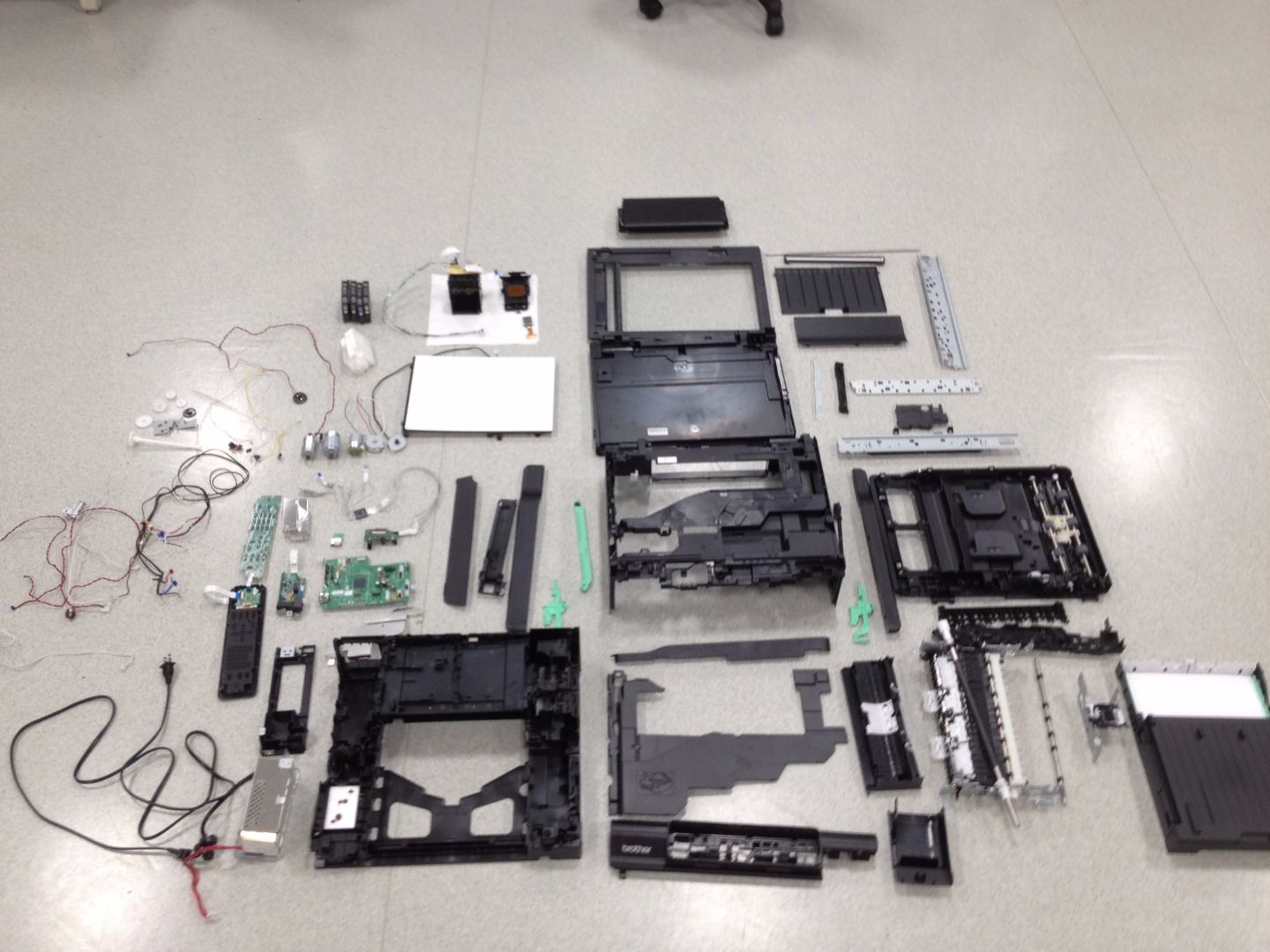 Disassembling a Brother MFC-J450DW Printer : 31 Steps - Instructables