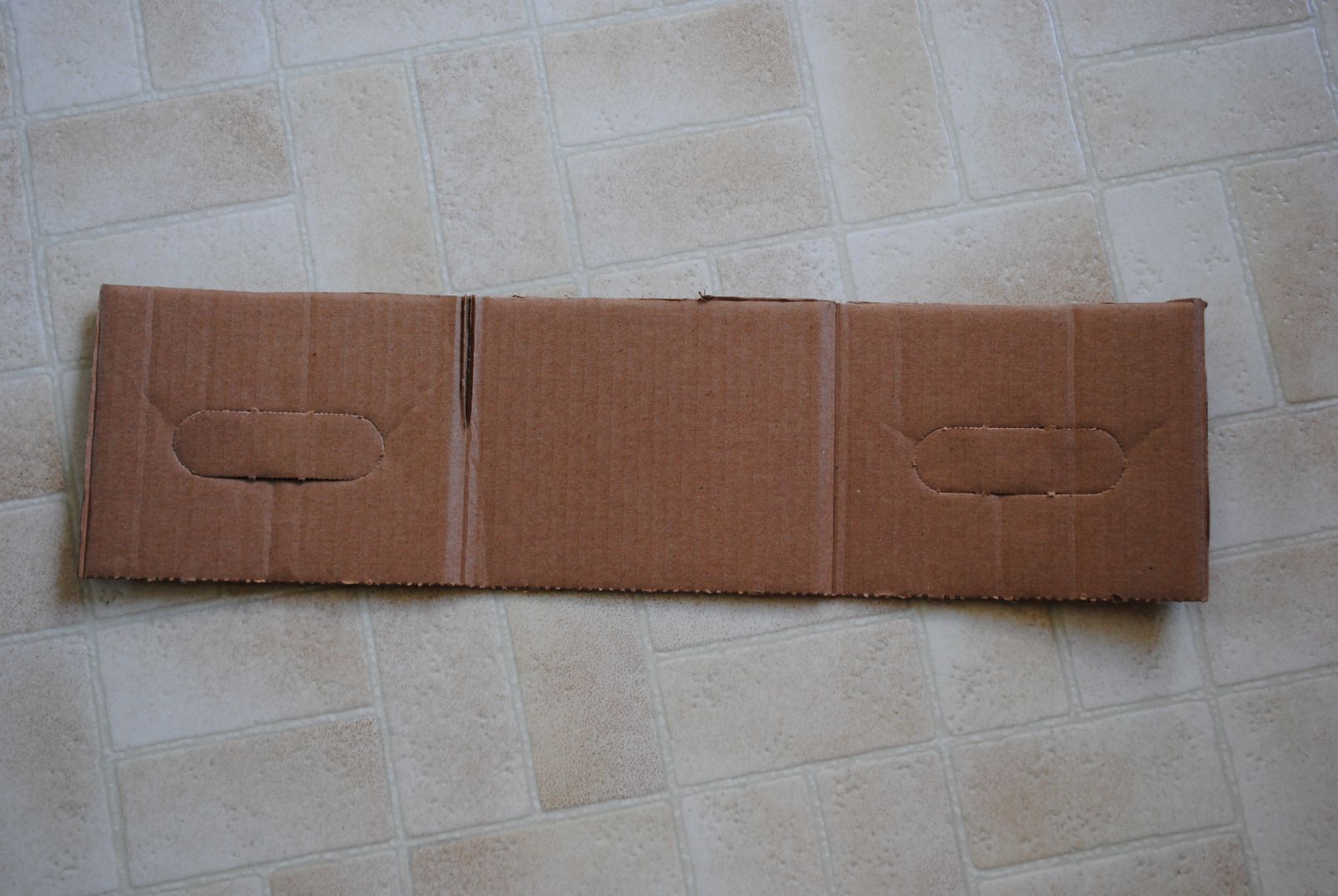 Cardboard Tablet/Phone Stand : 7 Steps - Instructables