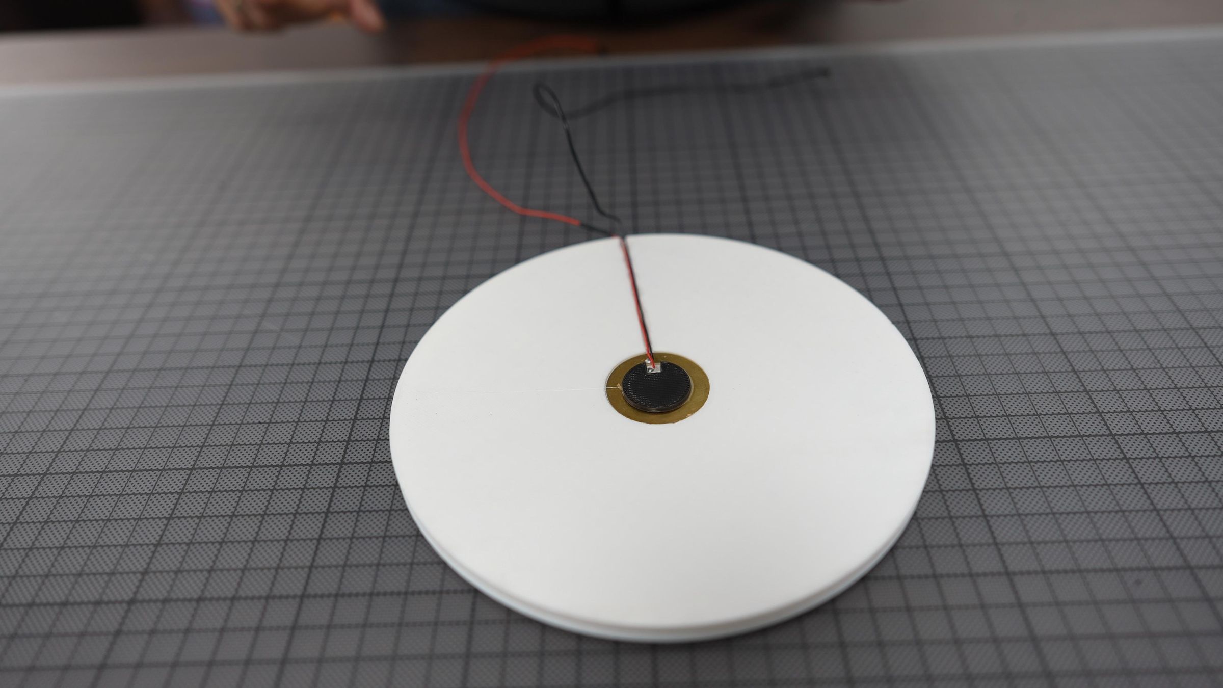 Desk Mat to MIDI Drums : 10 Steps (with Pictures) - Instructables