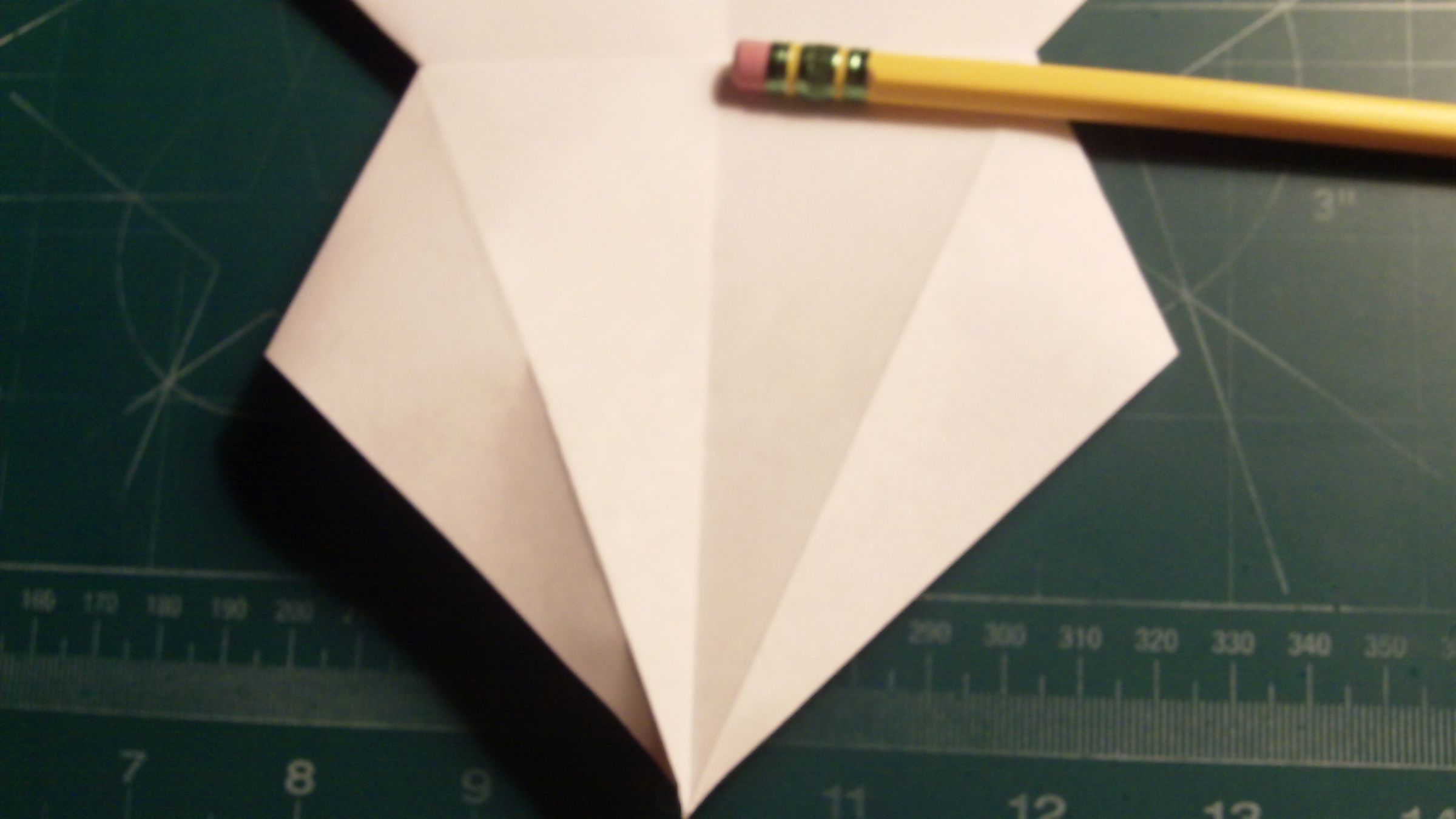 How to Make the Starfire Paper Airplane : 9 Steps - Instructables