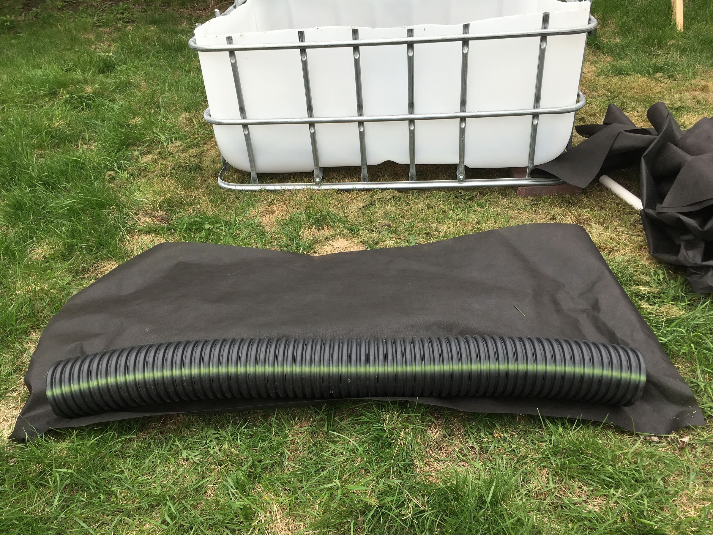 Sub-Irrigated Planter From Reclaimed IBC Water Tank : 9 Steps (with ...