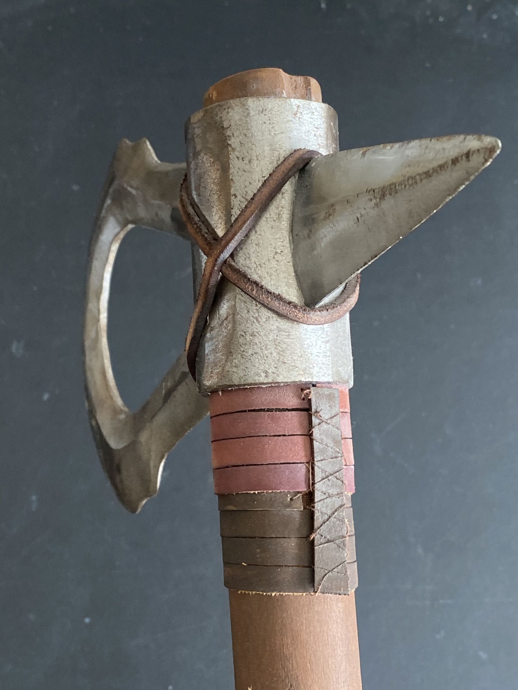Assassins Creed 3 Tomahawk : 7 Steps - Instructables