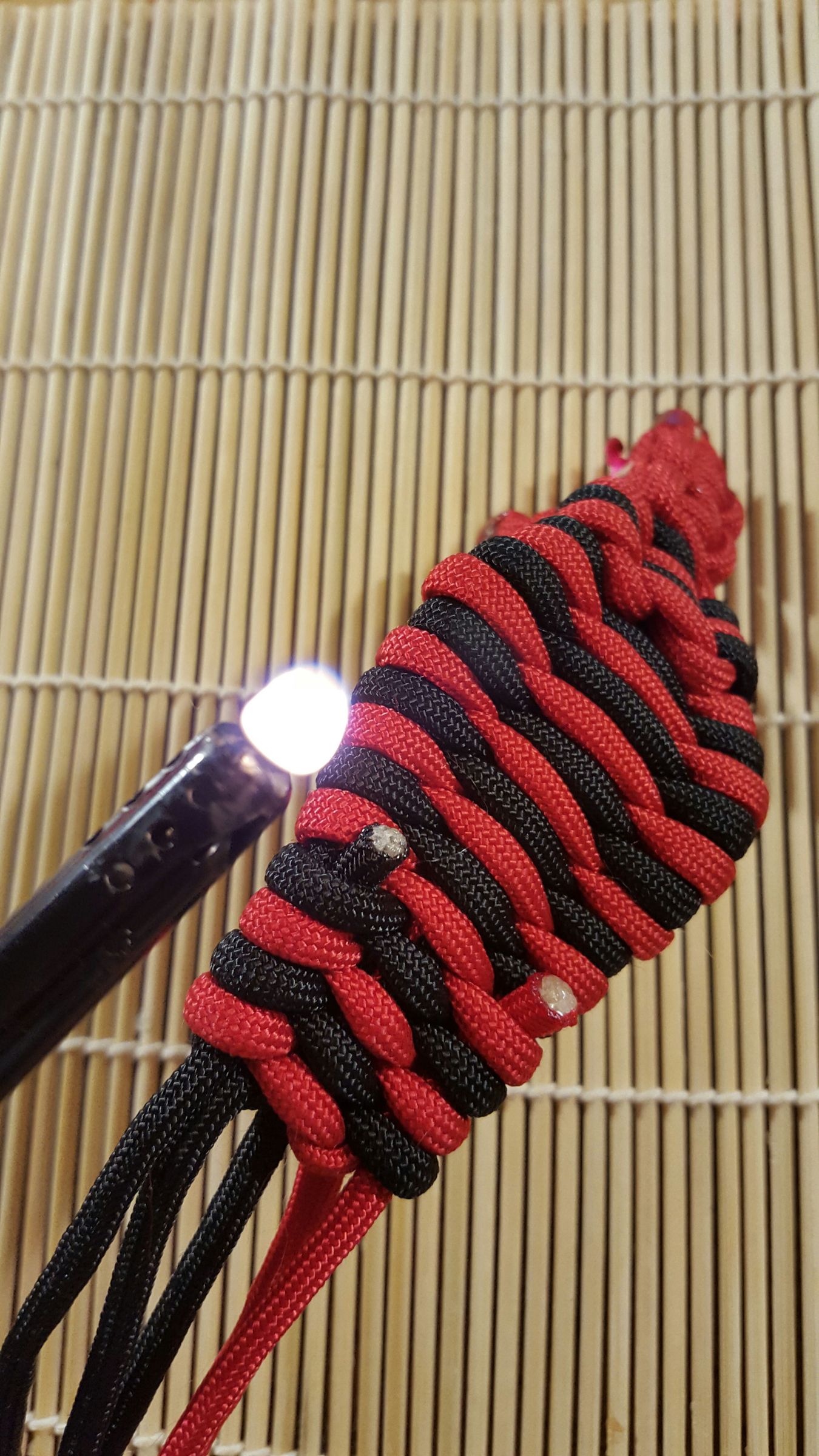 Paracord Snake : 10 Steps (with Pictures) - Instructables
