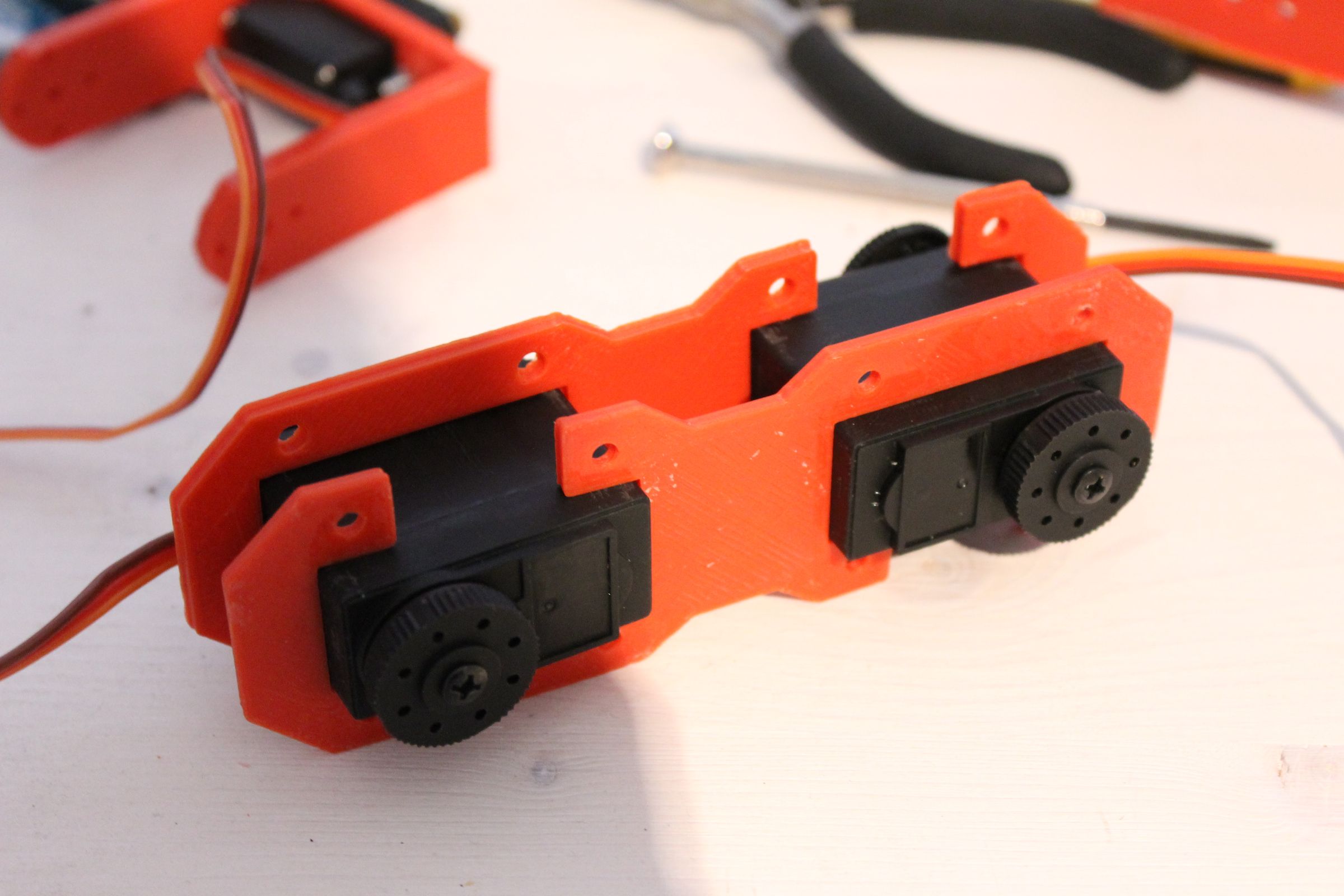 Arduino Robot : 7 Steps - Instructables