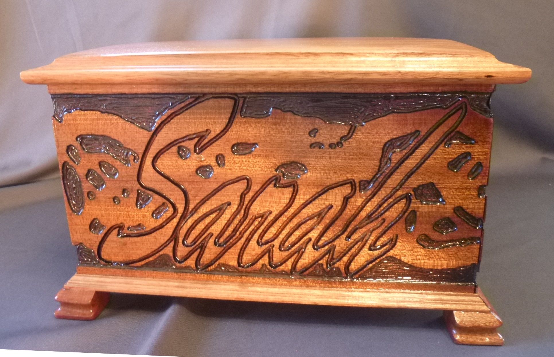 Sapele Wood Makeup Box : 14 Steps (with Pictures) - Instructables