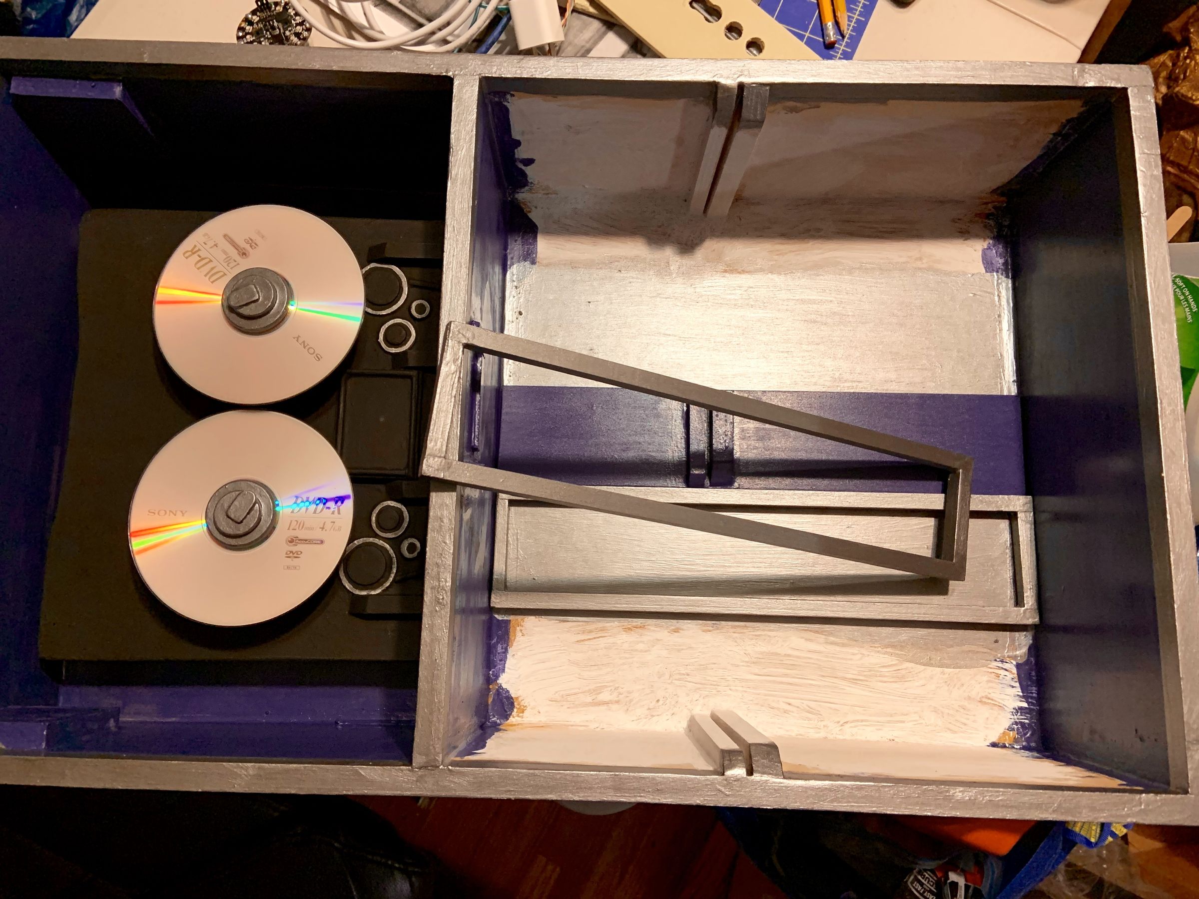 Retro Mainframe Computer Digital to Analog Shelf : 3 Steps - Instructables