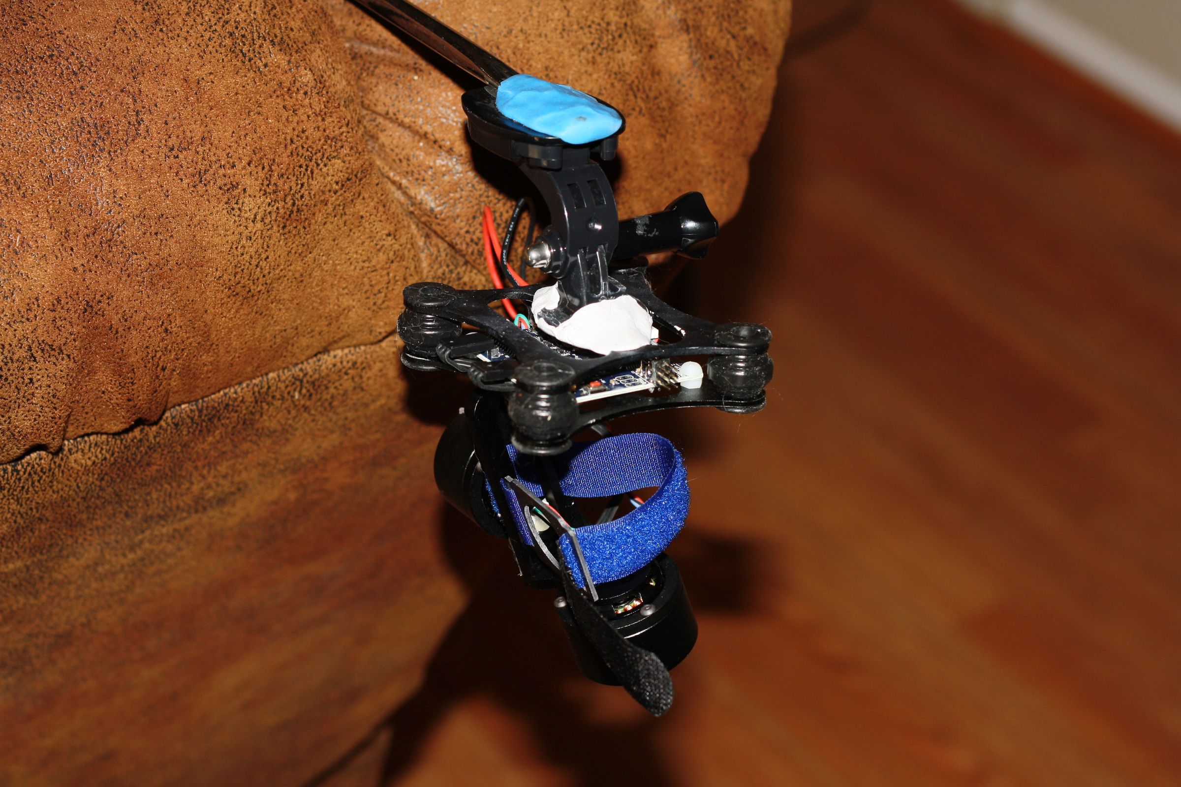GoPro 2-Axis Gimbal Hand and Pole Mount : 3 Steps - Instructables