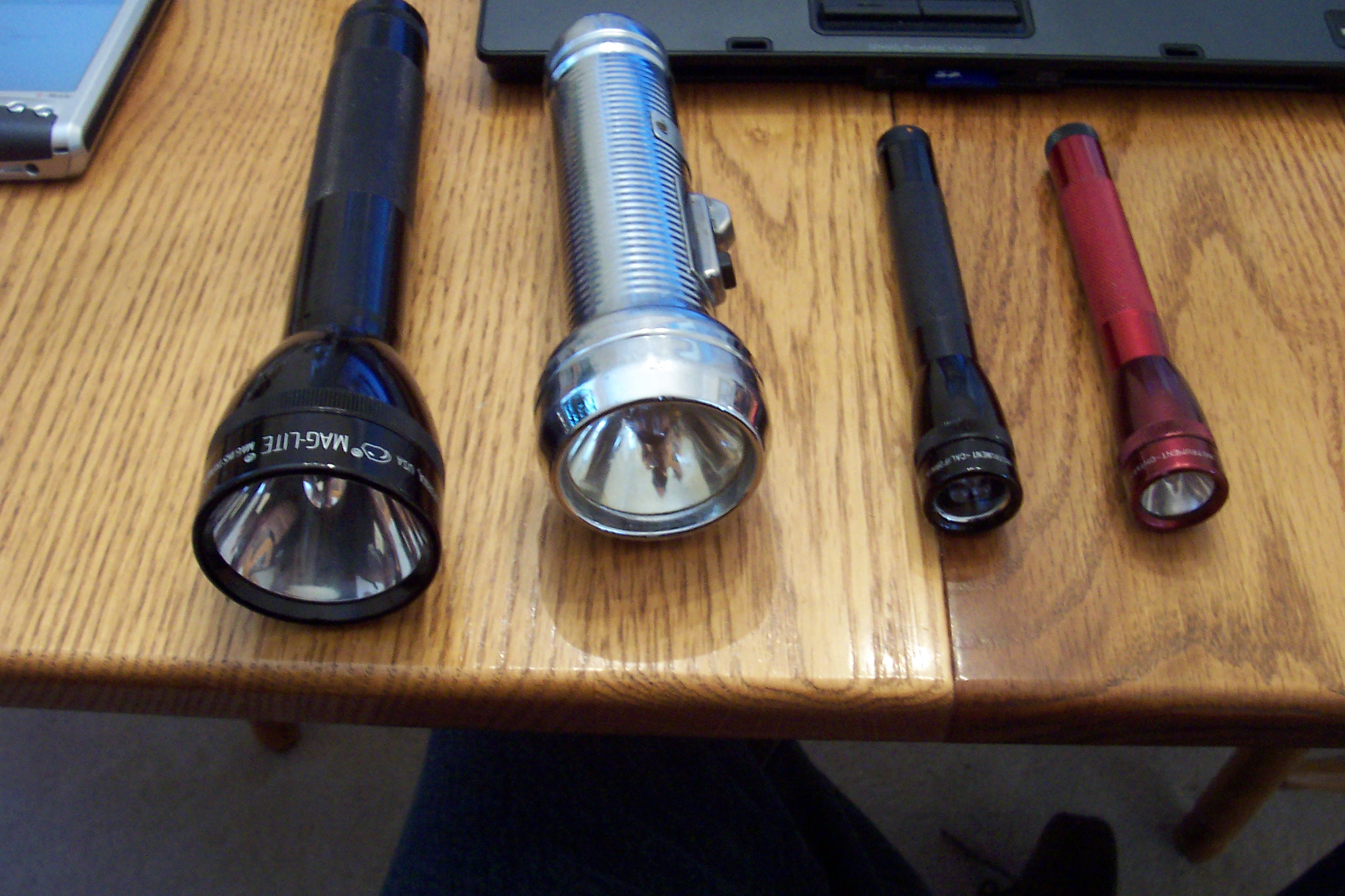 Mag-Lite LED Conversion (any 2 or 3 XCell Flashlight) : 6 Steps ...
