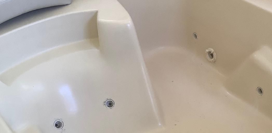 Change a Jet Tub Into a Soaking Tub : 8 Steps (with Pictures ...