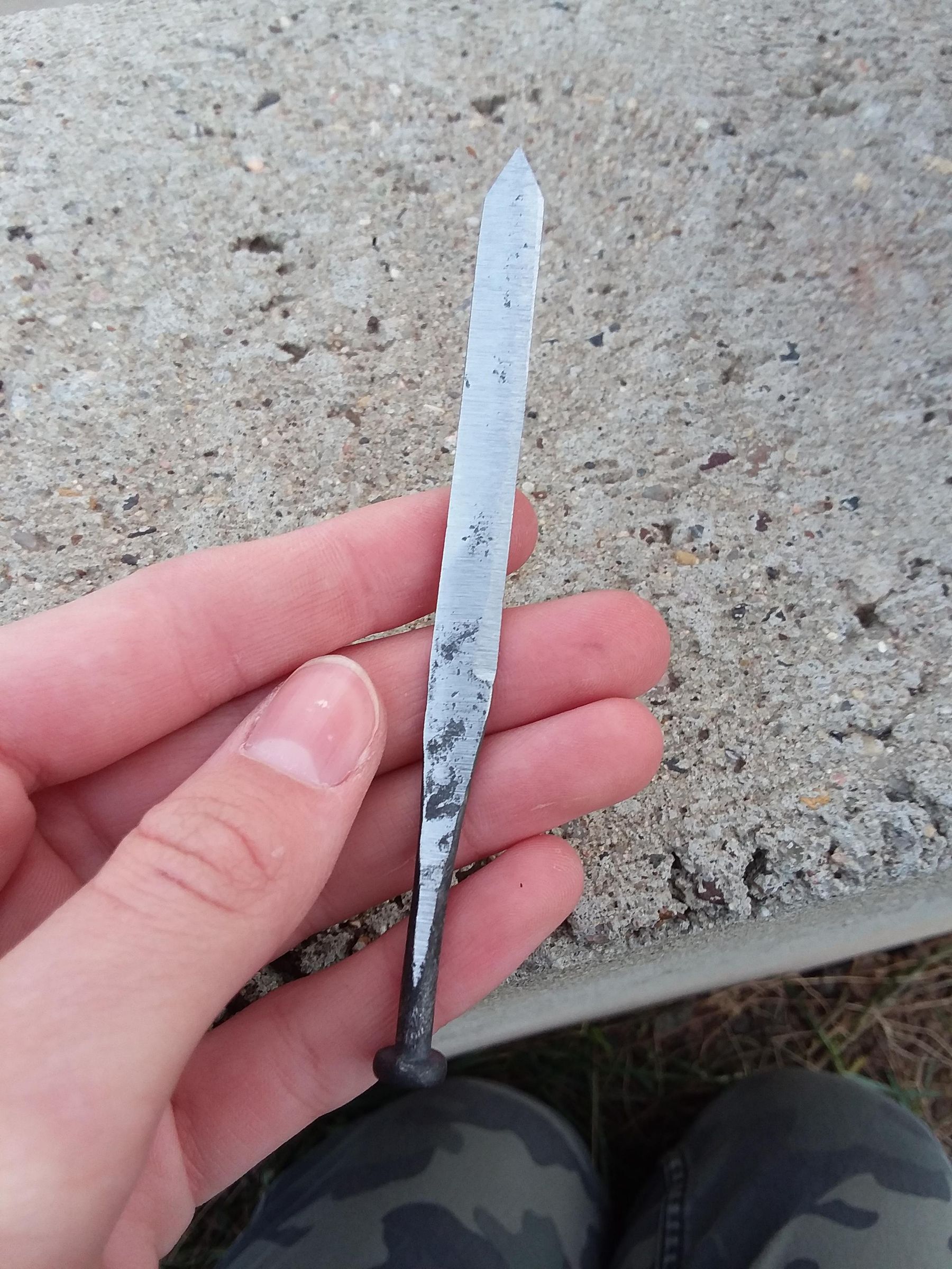 Mini Sword : 8 Steps (with Pictures) - Instructables