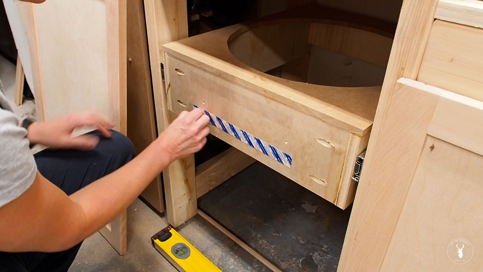 Workshop Pull-out Storage : 5 Steps (with Pictures) - Instructables