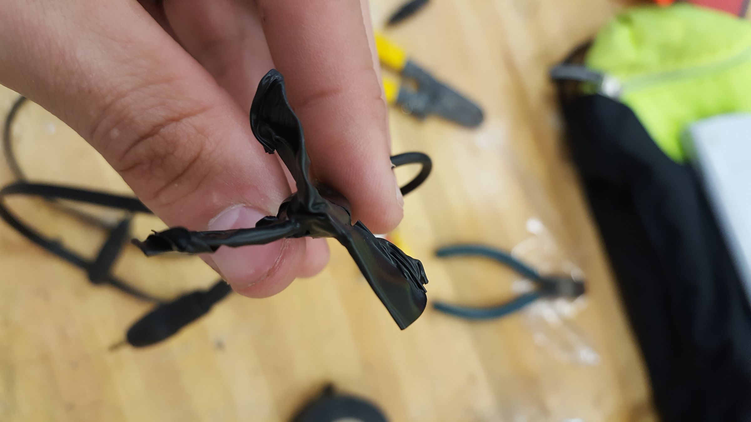 DIY Aux Cable : 6 Steps - Instructables