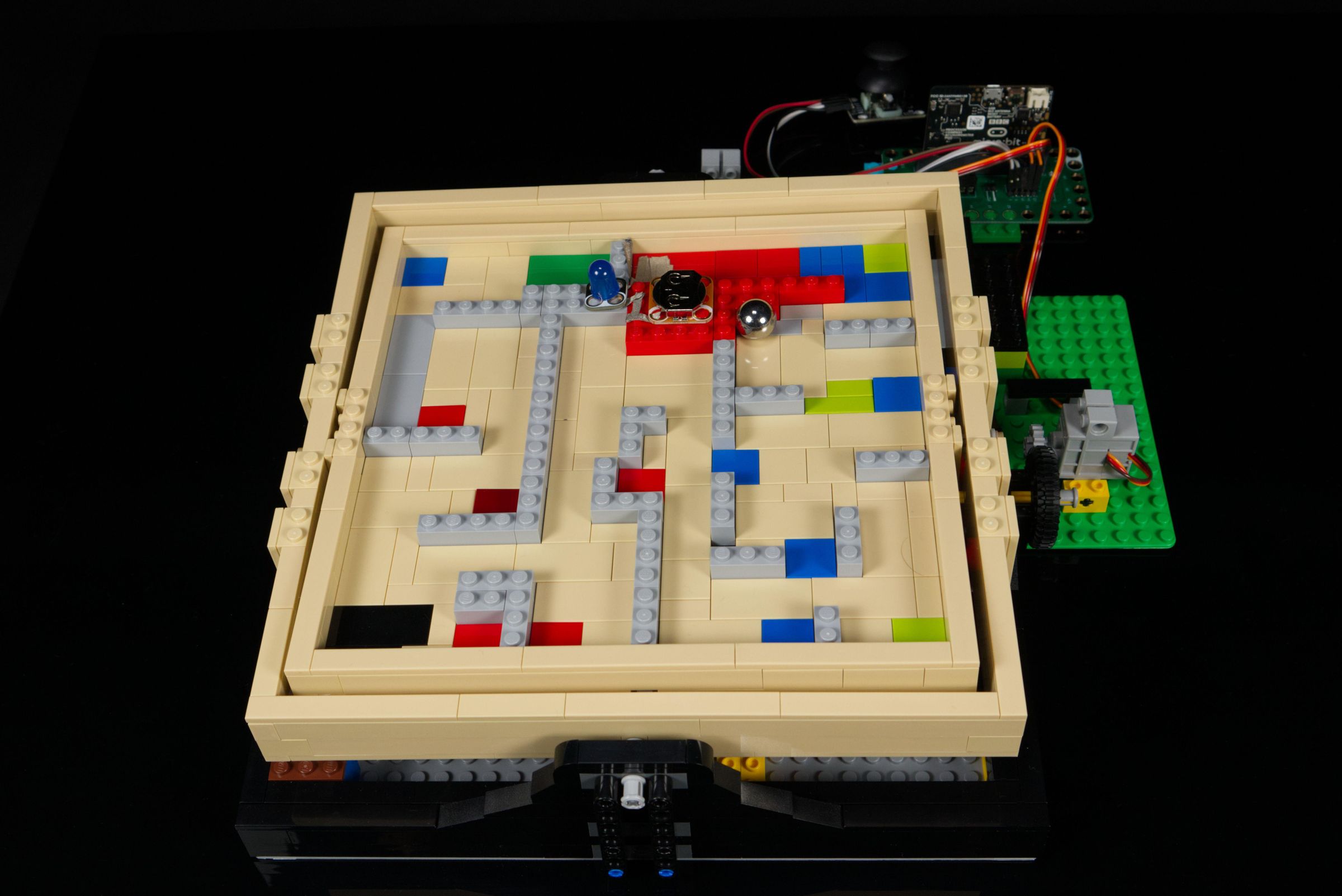 Tilting LEGO Maze With Micro:bit : 9 Steps (with Pictures) - Instructables