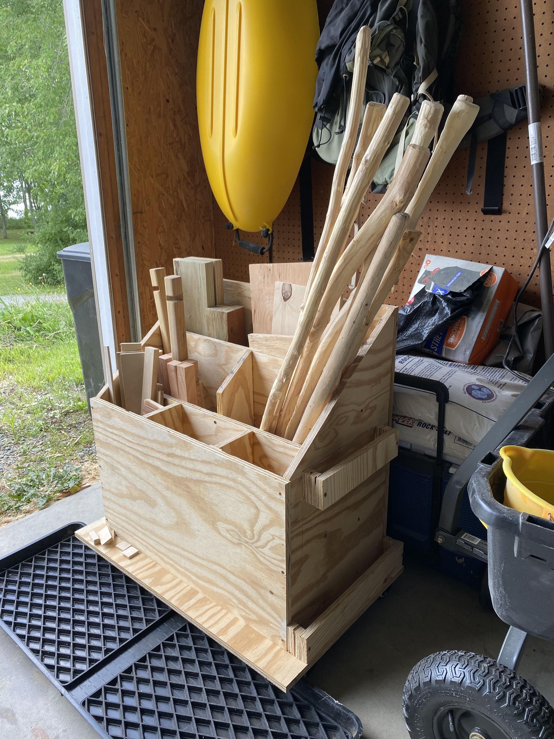 Scrap Cart From a Single Plywood Sheet (w/ Plans!) : 10 Steps (with ...