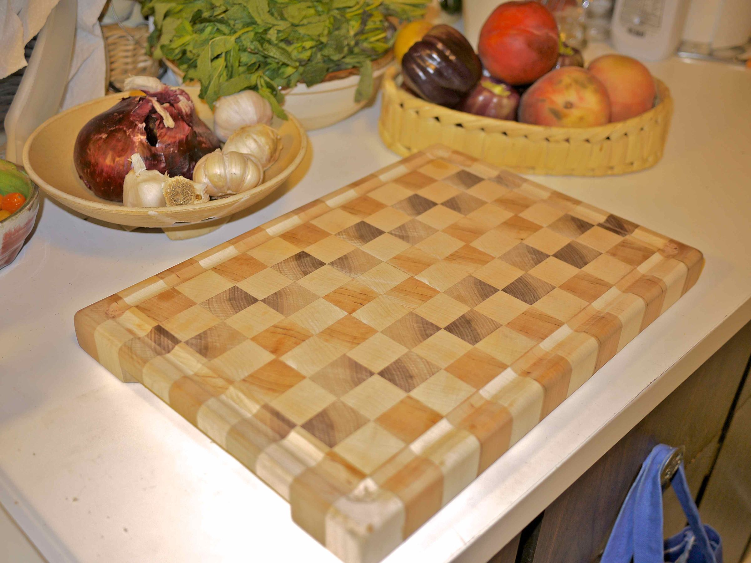 Making an End-grain Cutting Board - I Made It at Techshop : 14 Steps ...